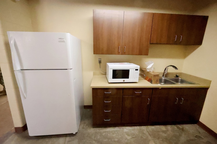 Furnishings program supports Fort Carson barracks renovation and ...