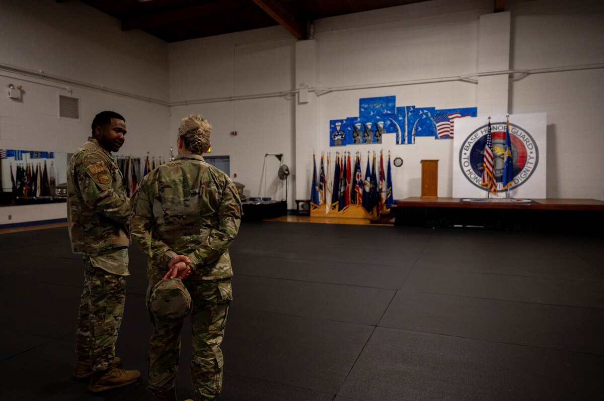 Team Scott hosts A1, AFPC Leadership > Scott Air Force Base > News