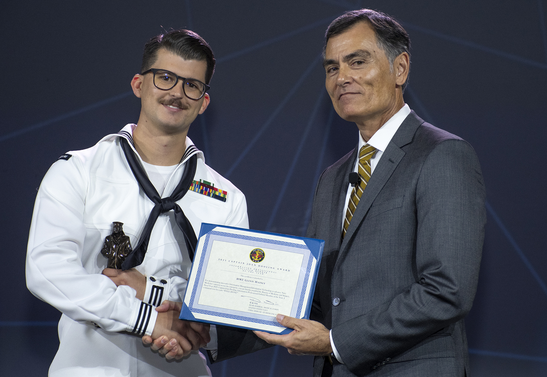 U.S. Navy Corpsman Receives Dooling Award > II Marine Expeditionary ...