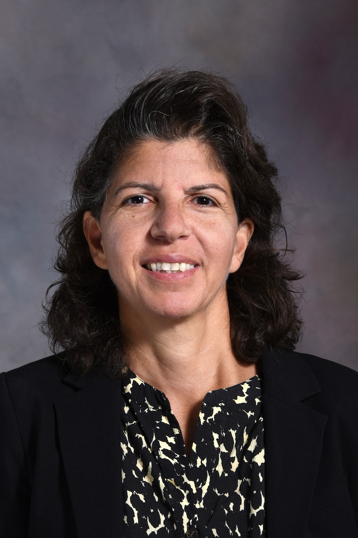 Dr. Angela Poulakidas > The Eisenhower School > Leader-Bio