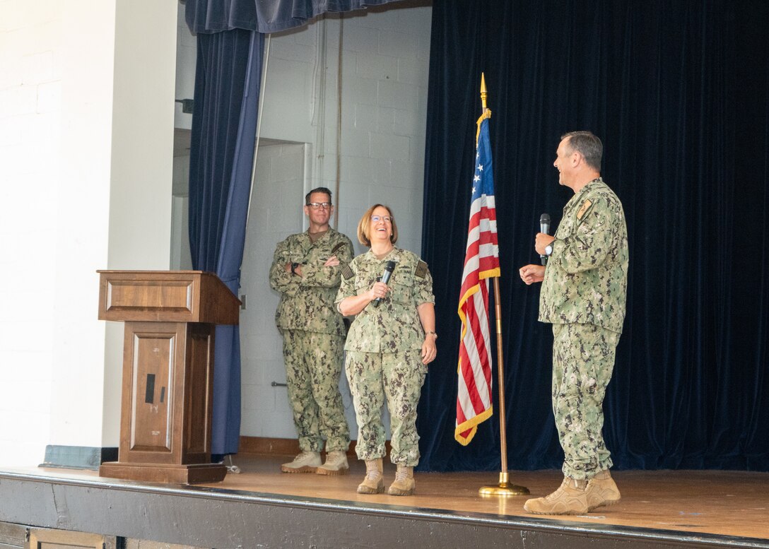 Chief of Naval Operations visits U.S. Fleet Cyber Command and U.S. 10th ...