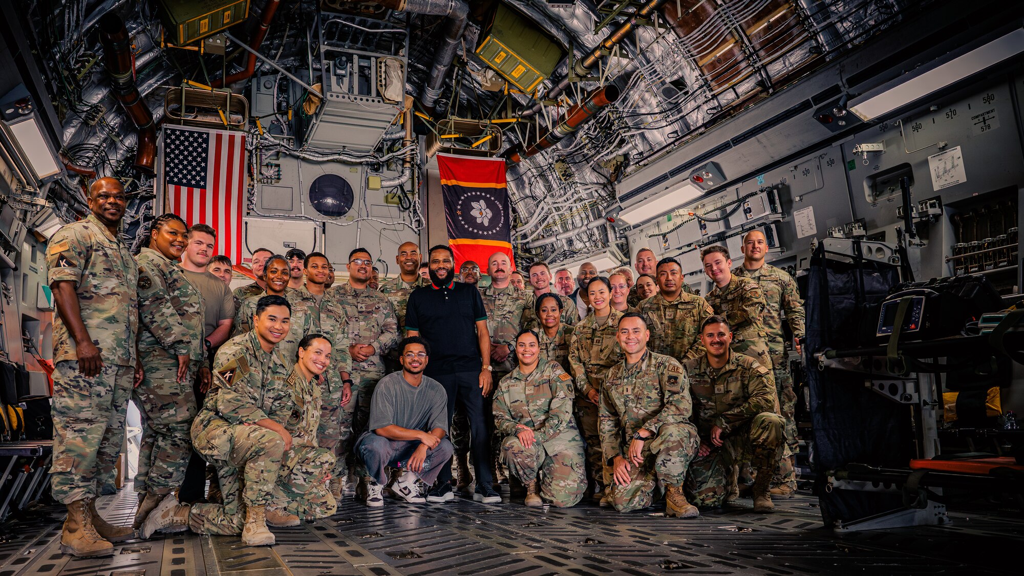 Actor Anthony Anderson tours the 379th AEW > U.S. Air Forces Central ...