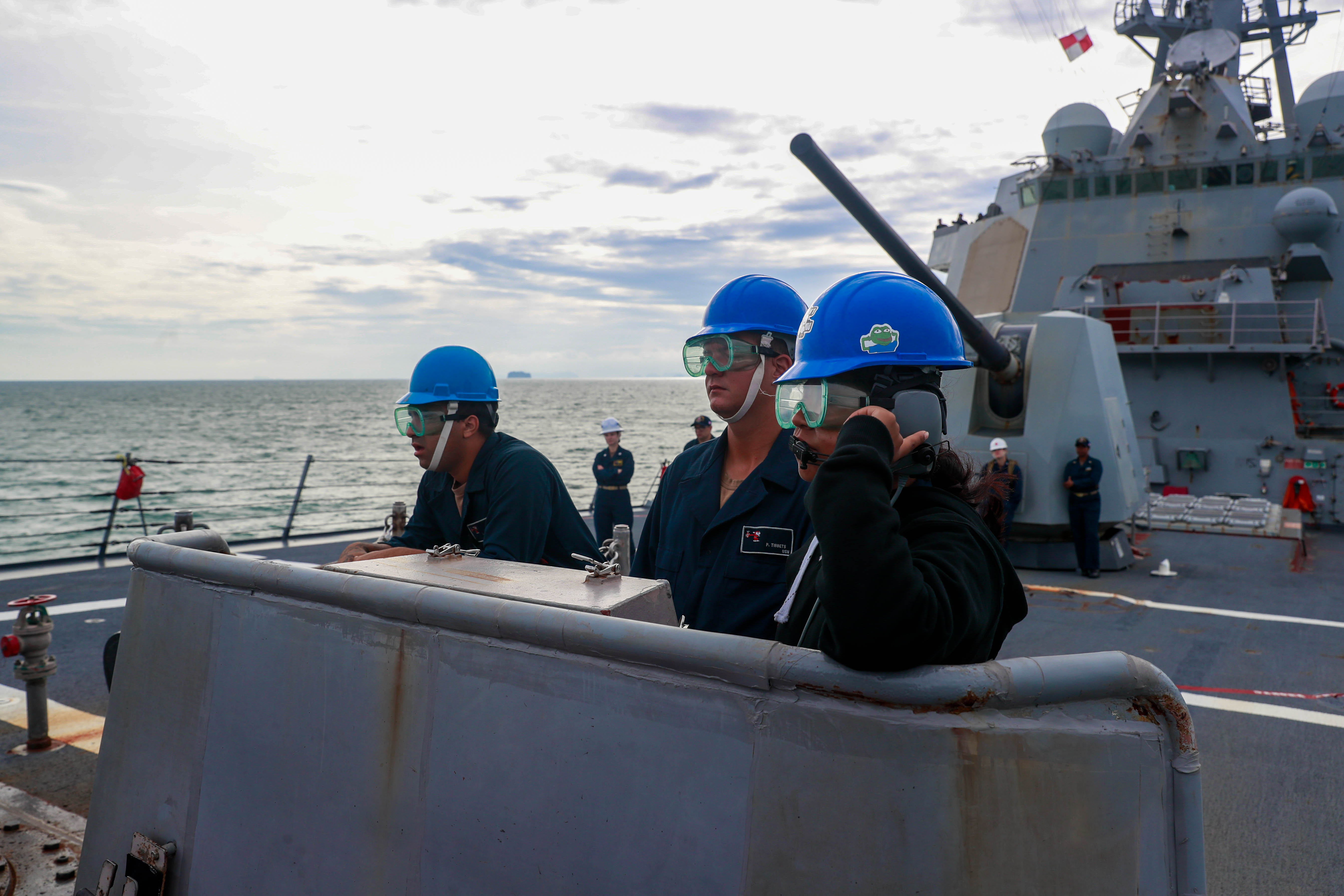 USS Michael Murphy, USS Spruance and USS Frank E. Petersen Jr. Conduct ...