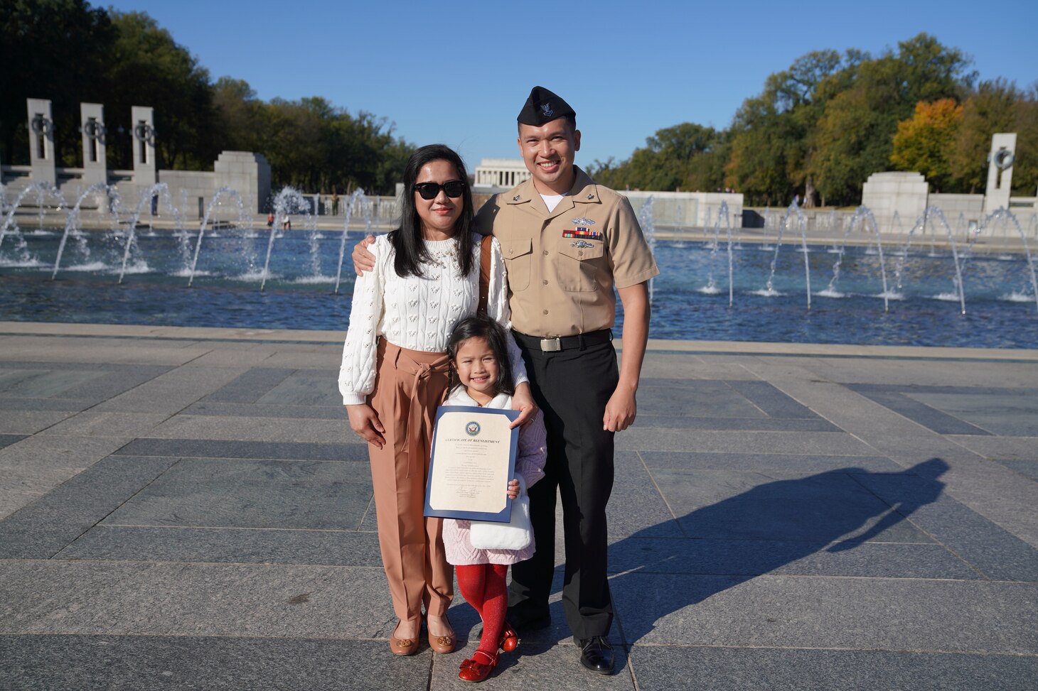 YN2 Ken Go Reenlists: A Story of Dedication and Excellence > Naval ...