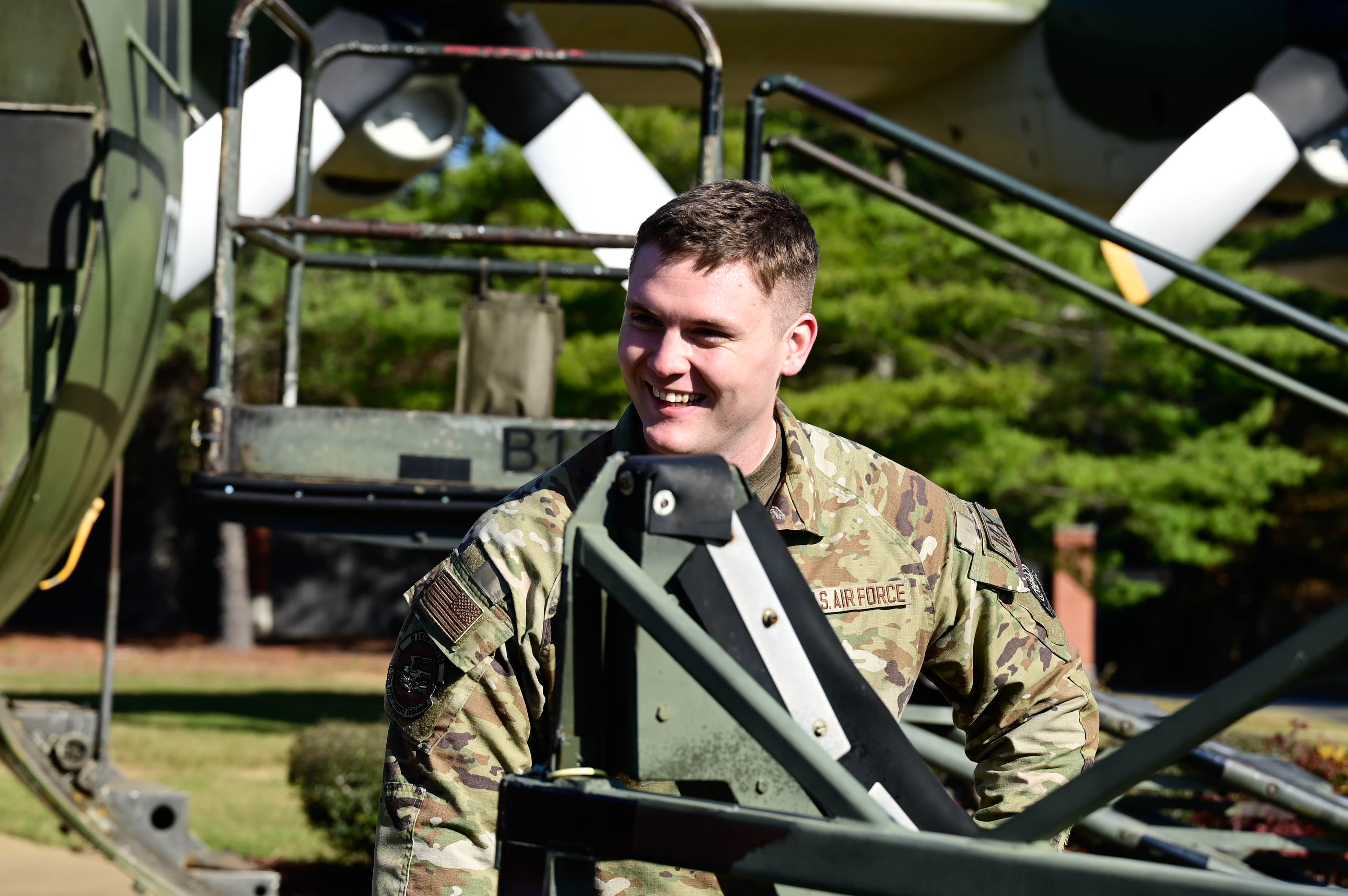 19th MXS brings Red-Nosed Herk to Team Little Rock > Little Rock Air ...