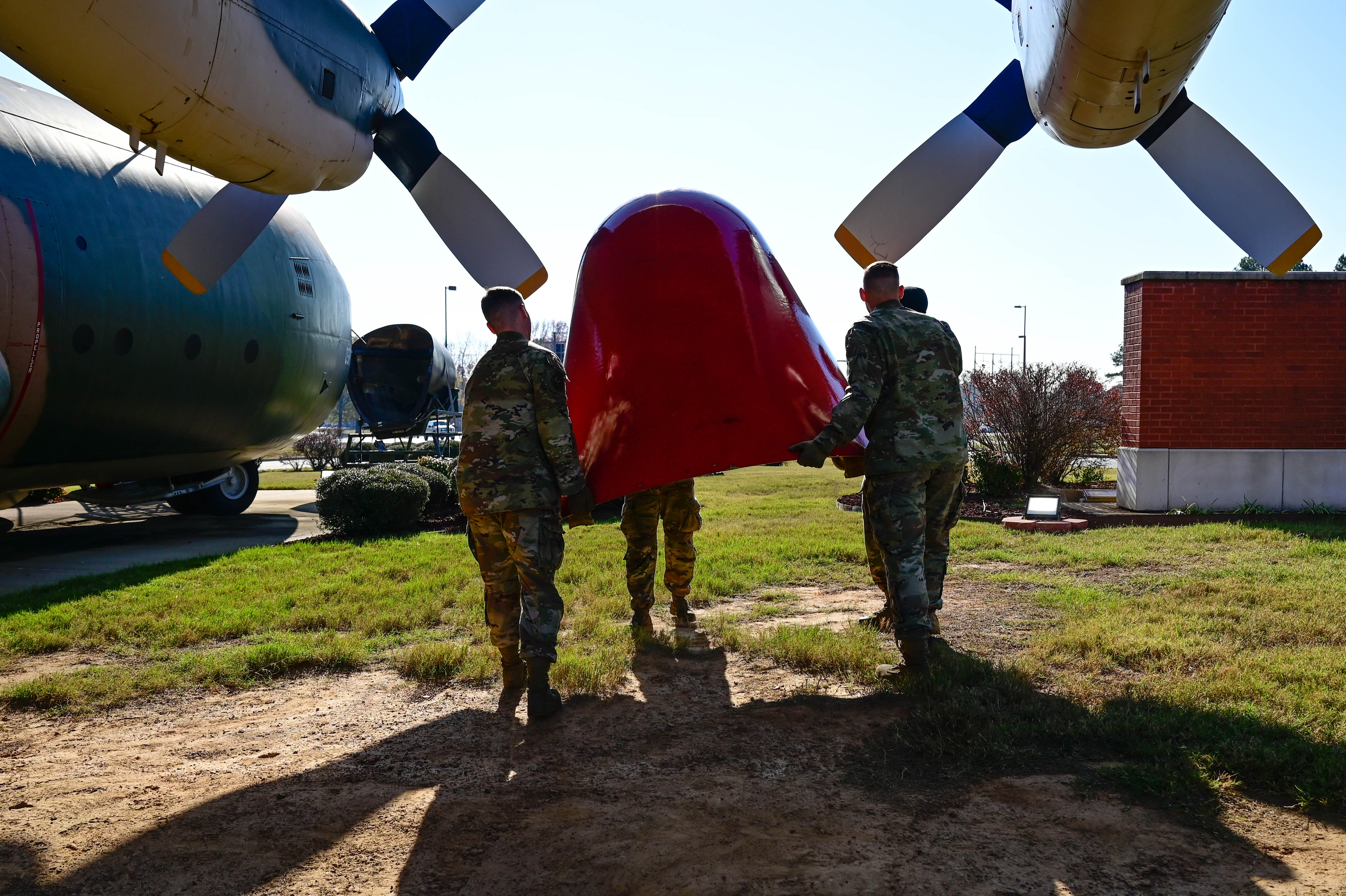 19th MXS brings Red-Nosed Herk to Team Little Rock > Little Rock Air Force Base > Article Display