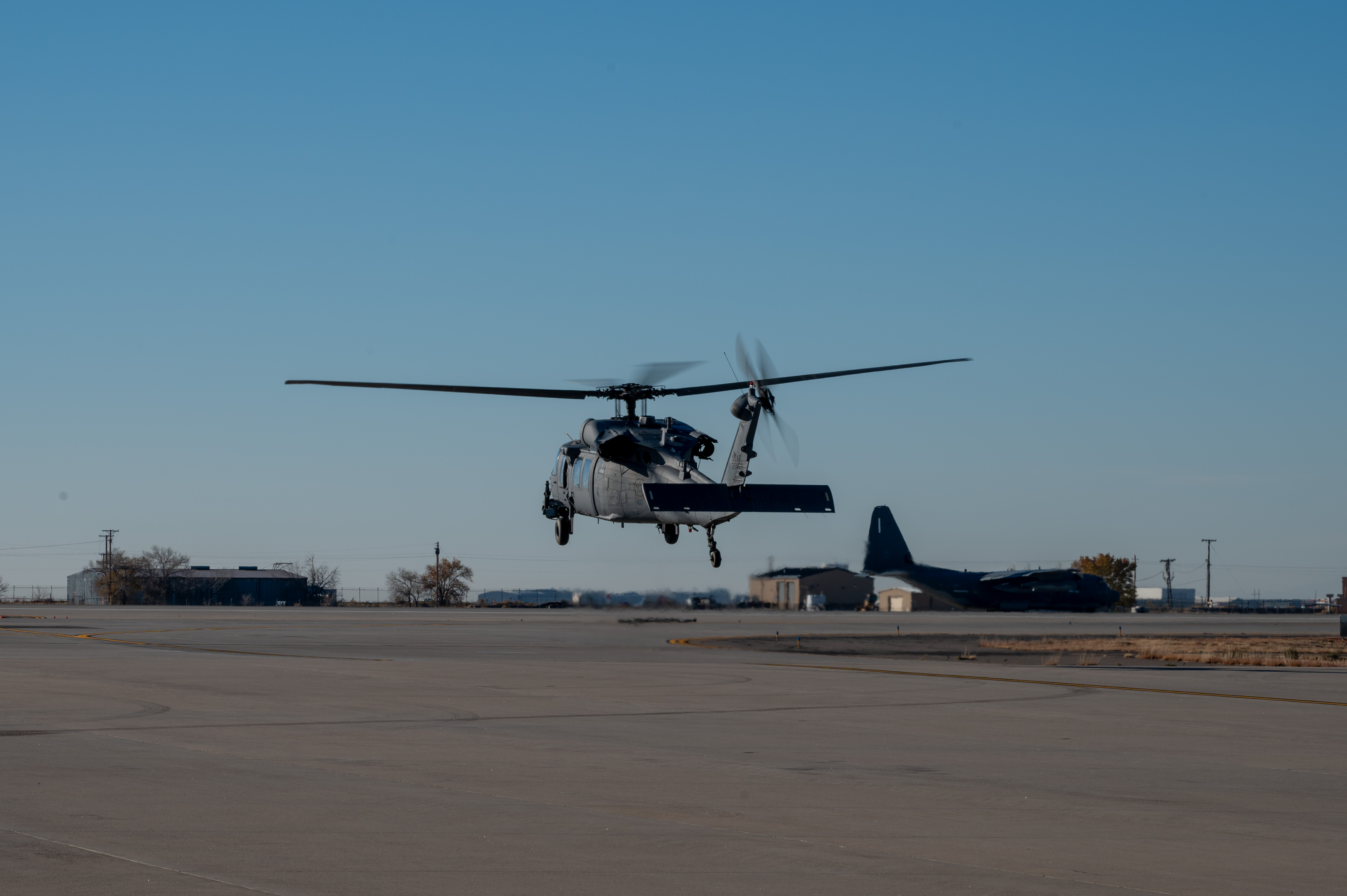 Jolly Green II replaces Pave Hawk; enhanced survivability features to ...