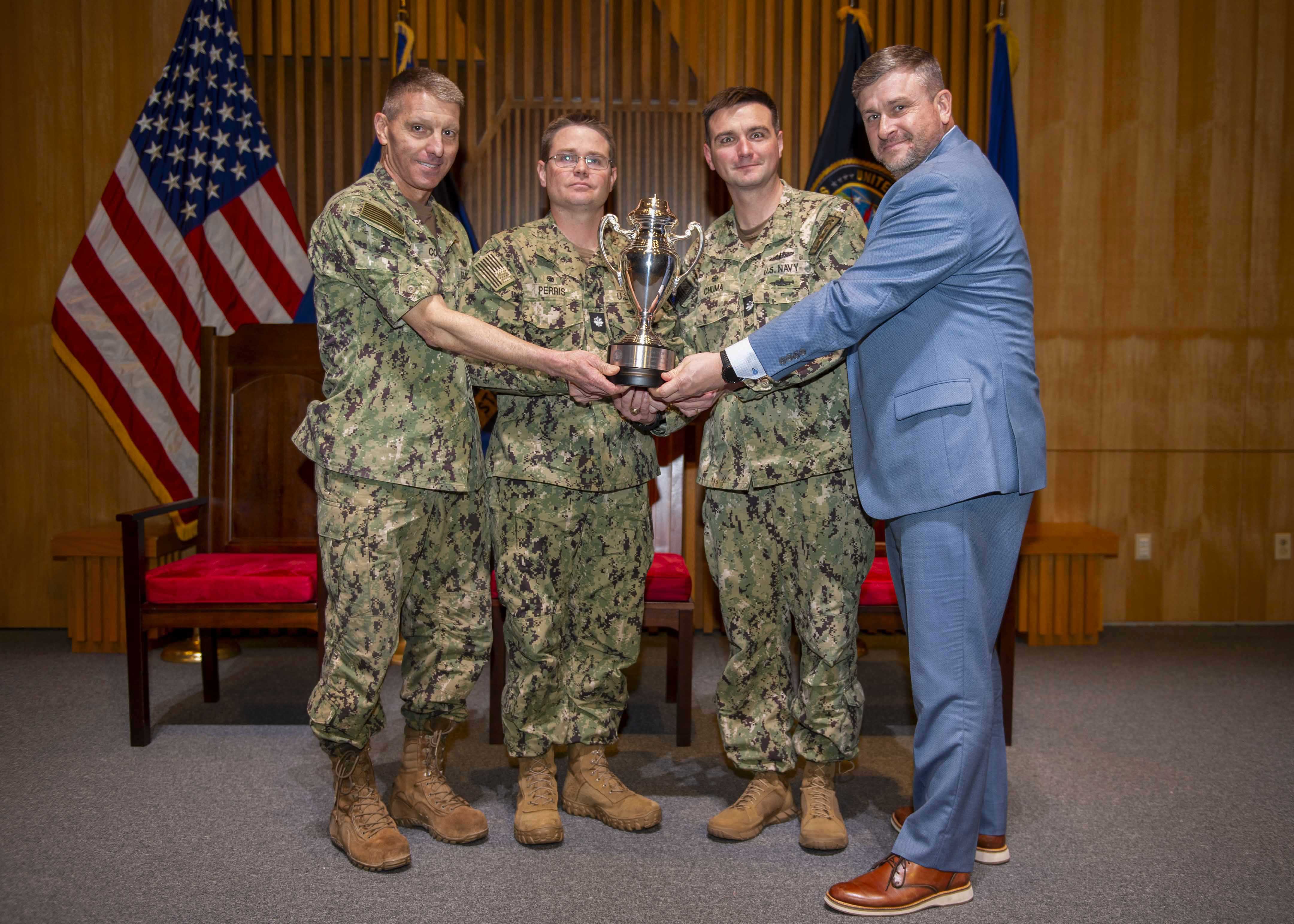 Kentucky Crews Win Omaha Trophy > U.S. Strategic Command > News Article ...