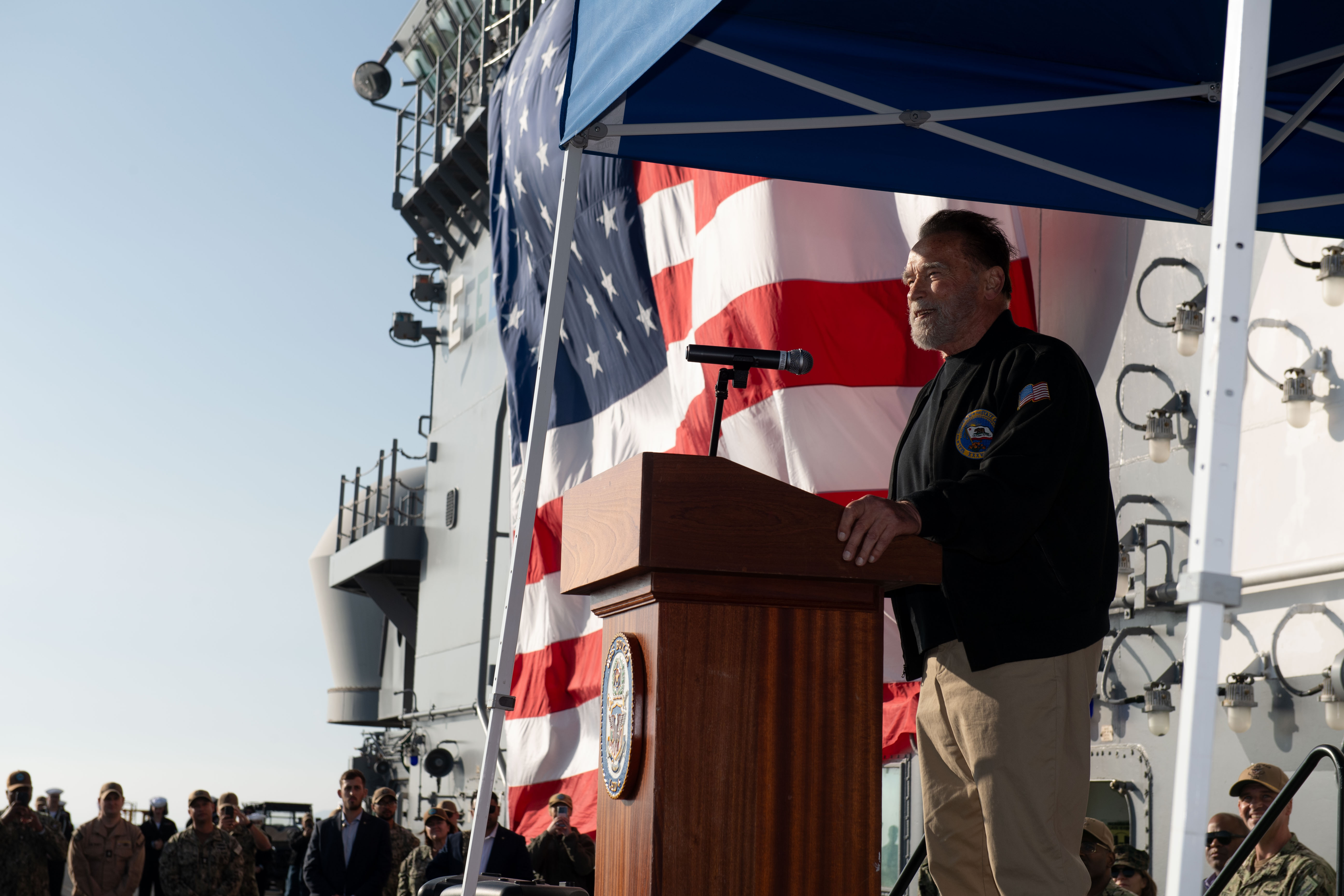 SECNAV holds all hands call aboard Boxer with former Governor Arnold ...