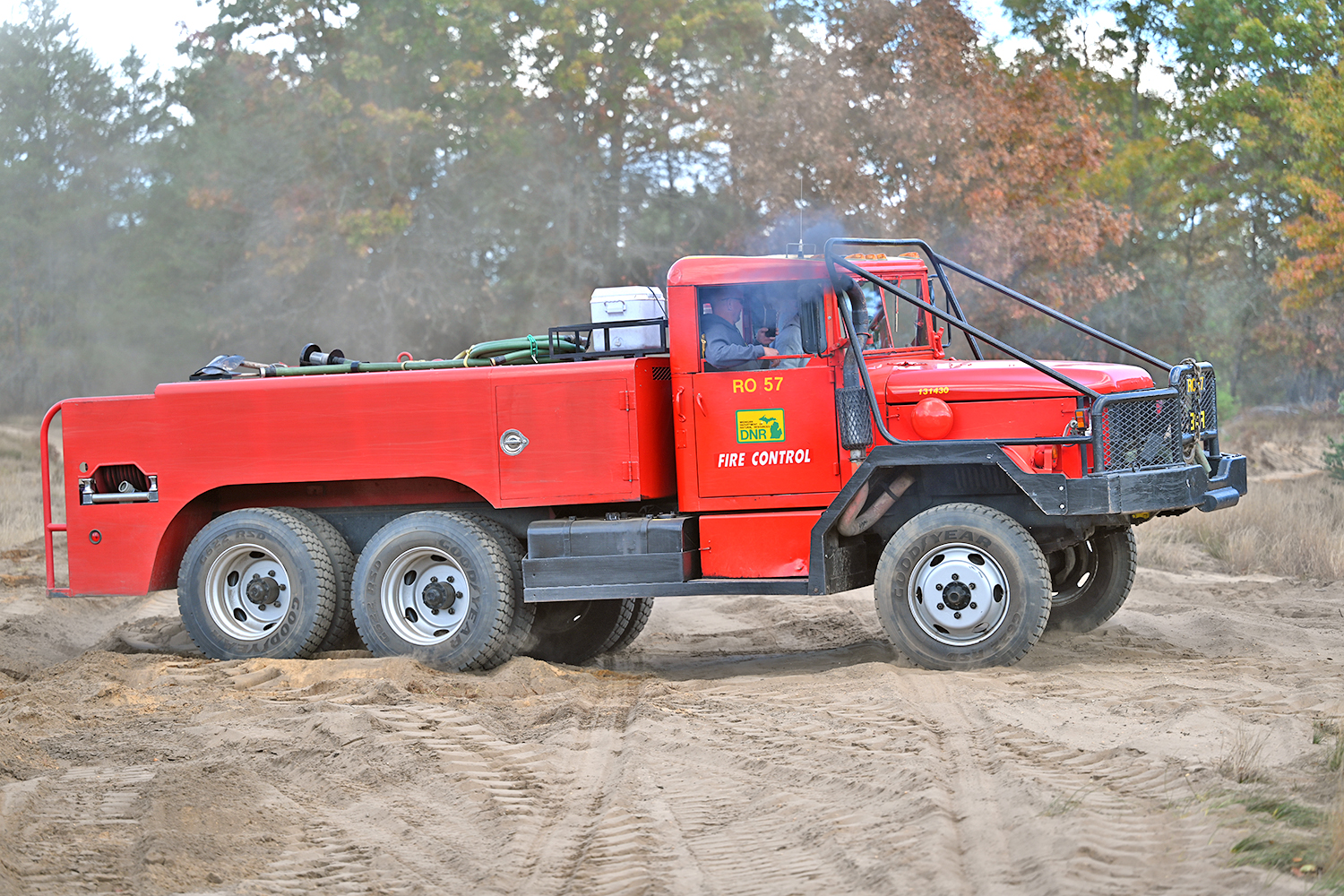 Michigan wildfire workshop promotes military surplus equipment ...