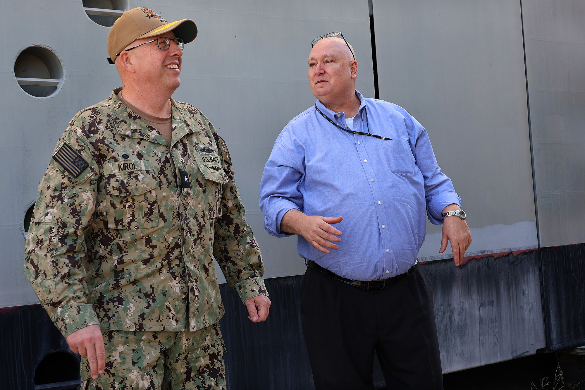 Kirol tours Marine Corps' prepositioning hub in Florida > Marine Corps ...