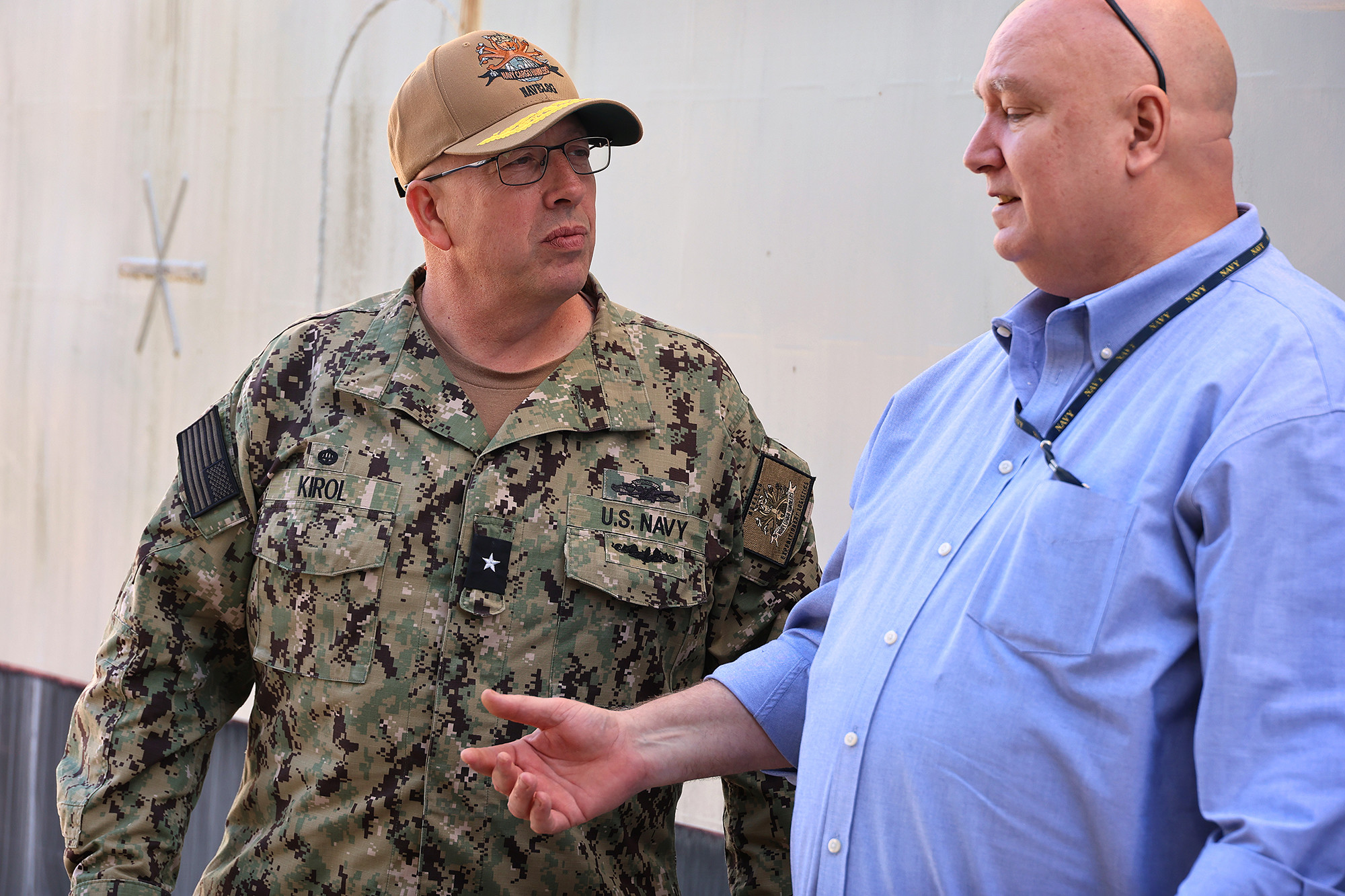 Kirol tours Marine Corps' prepositioning hub in Florida > Marine Corps ...