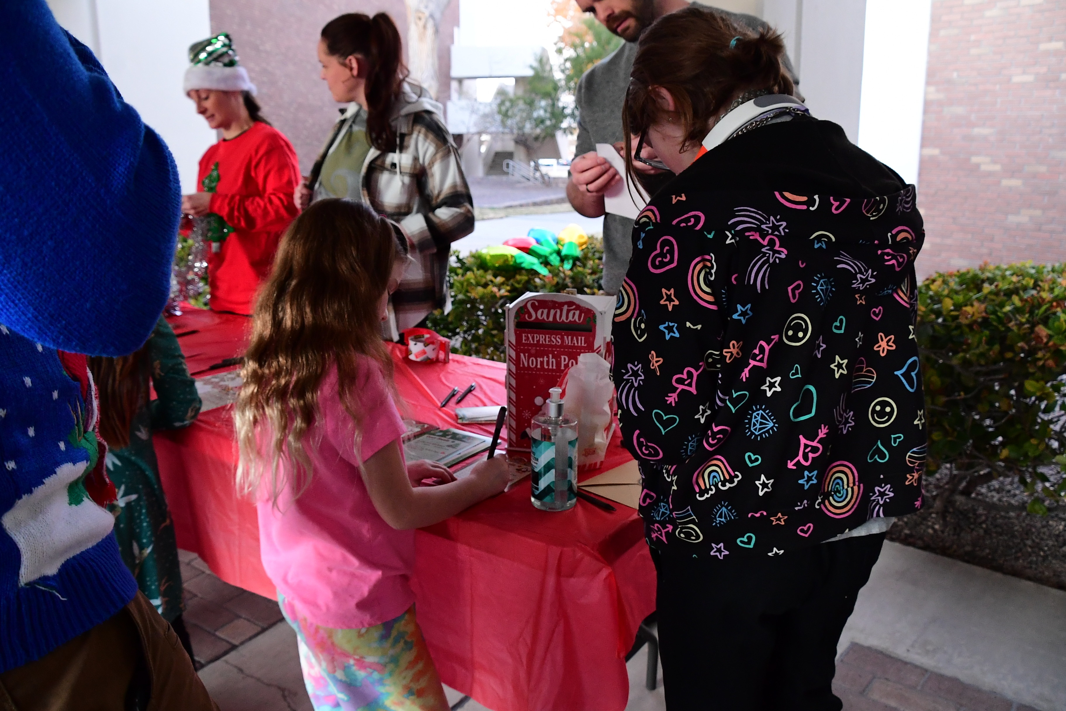 Spreading Holiday Hope and Cheer