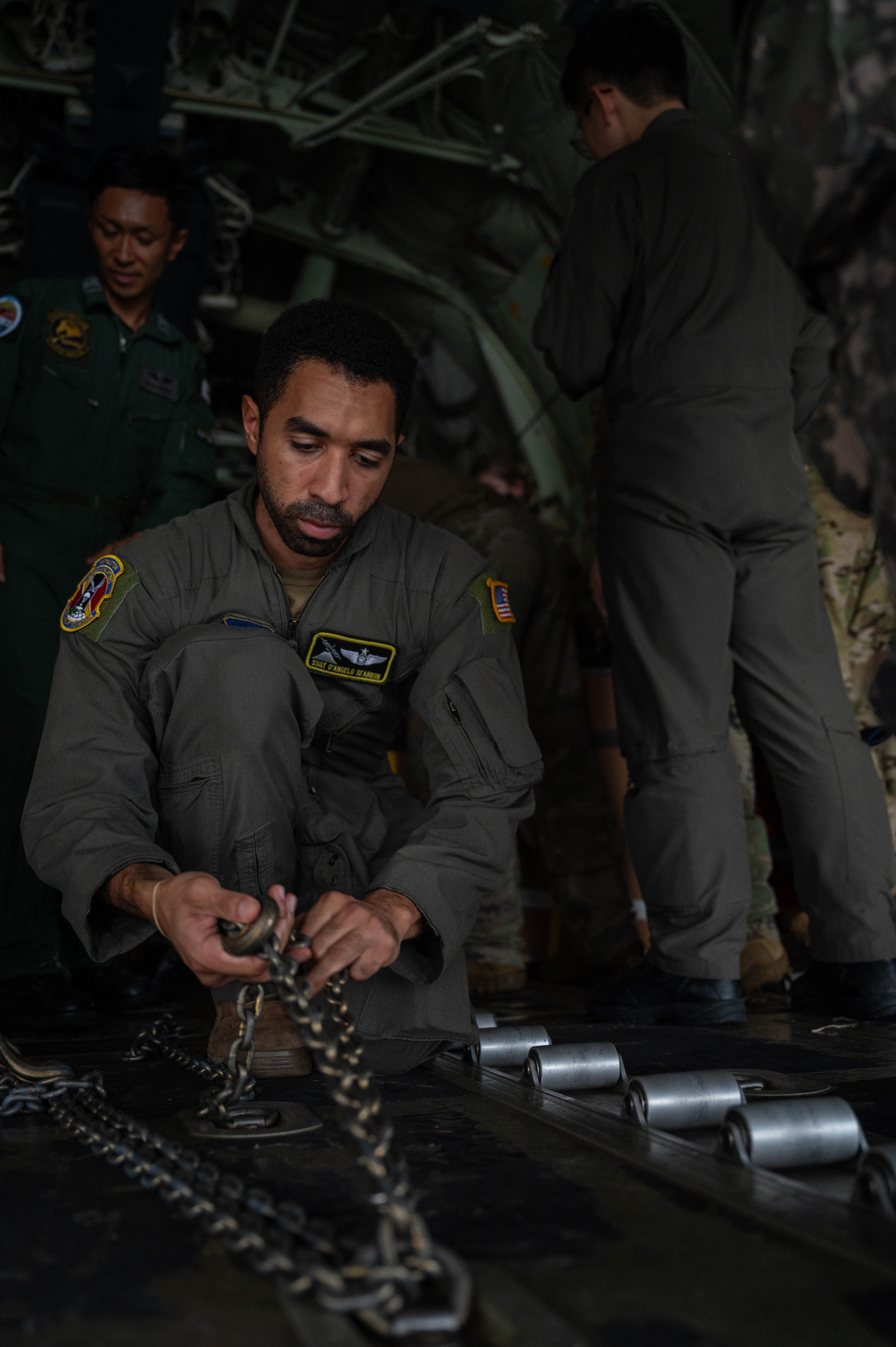 U.S., JASDF, ROKAF loadmasters exchange knowledge during OCD 24 > Yokota Air Base > Article Display