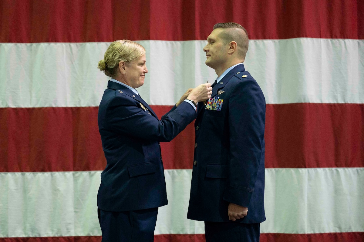 94th Airlift Wing Airman Honored with Distinguished Flying Cross ...