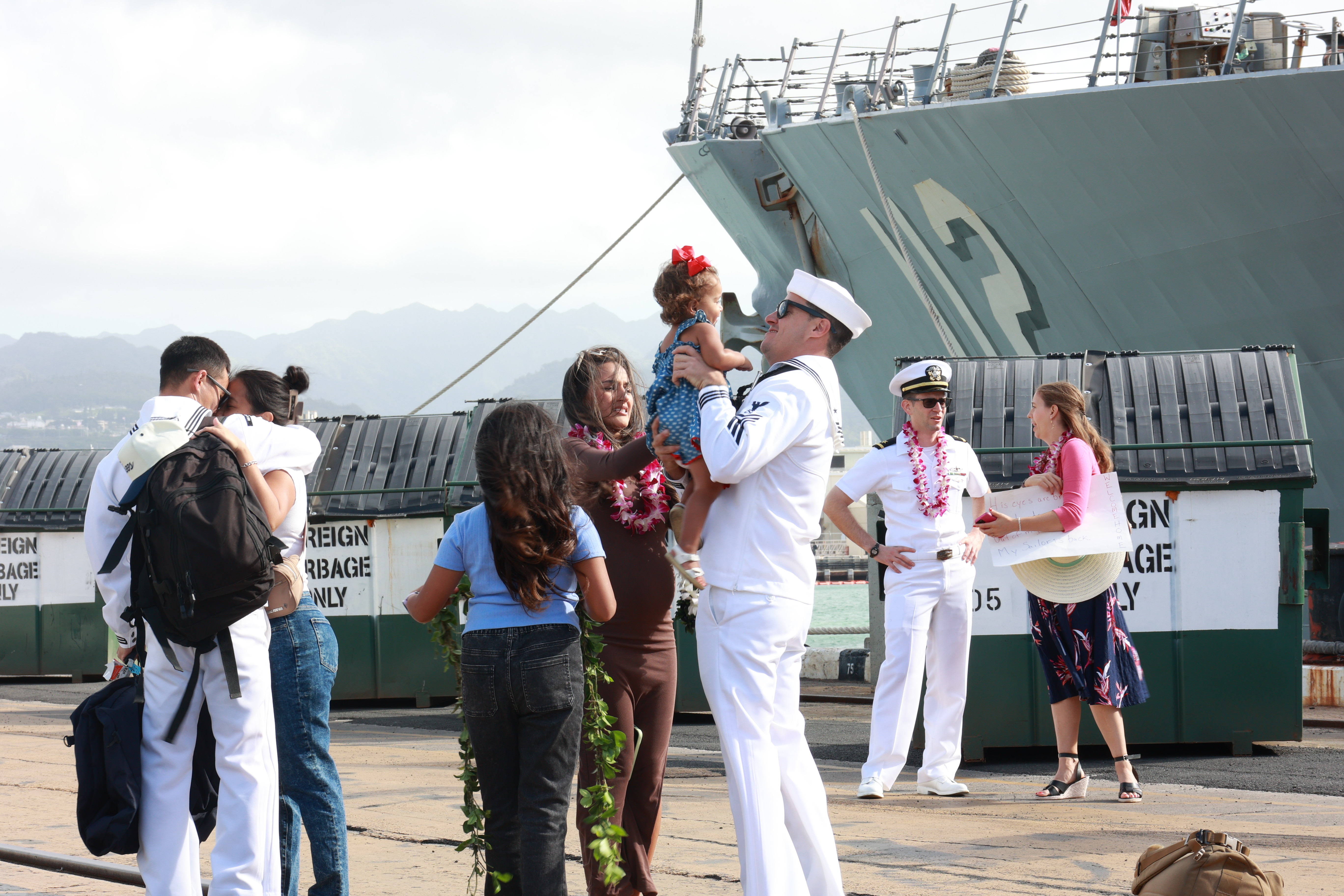 USS Frank E. Petersen Jr. & USS Michael Murphy Return to Pearl Harbor ...