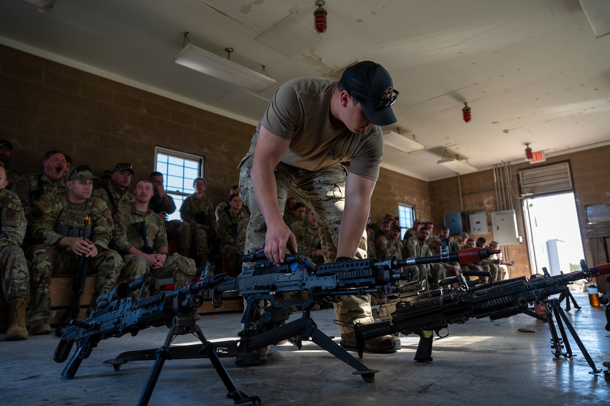 Sage Eagle 25-1 Prepares Guard Defenders, Green Berets for the Future ...