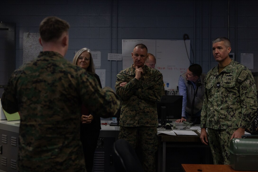NAVFAC Mid-Atlantic CO tours MCAS Cherry Point