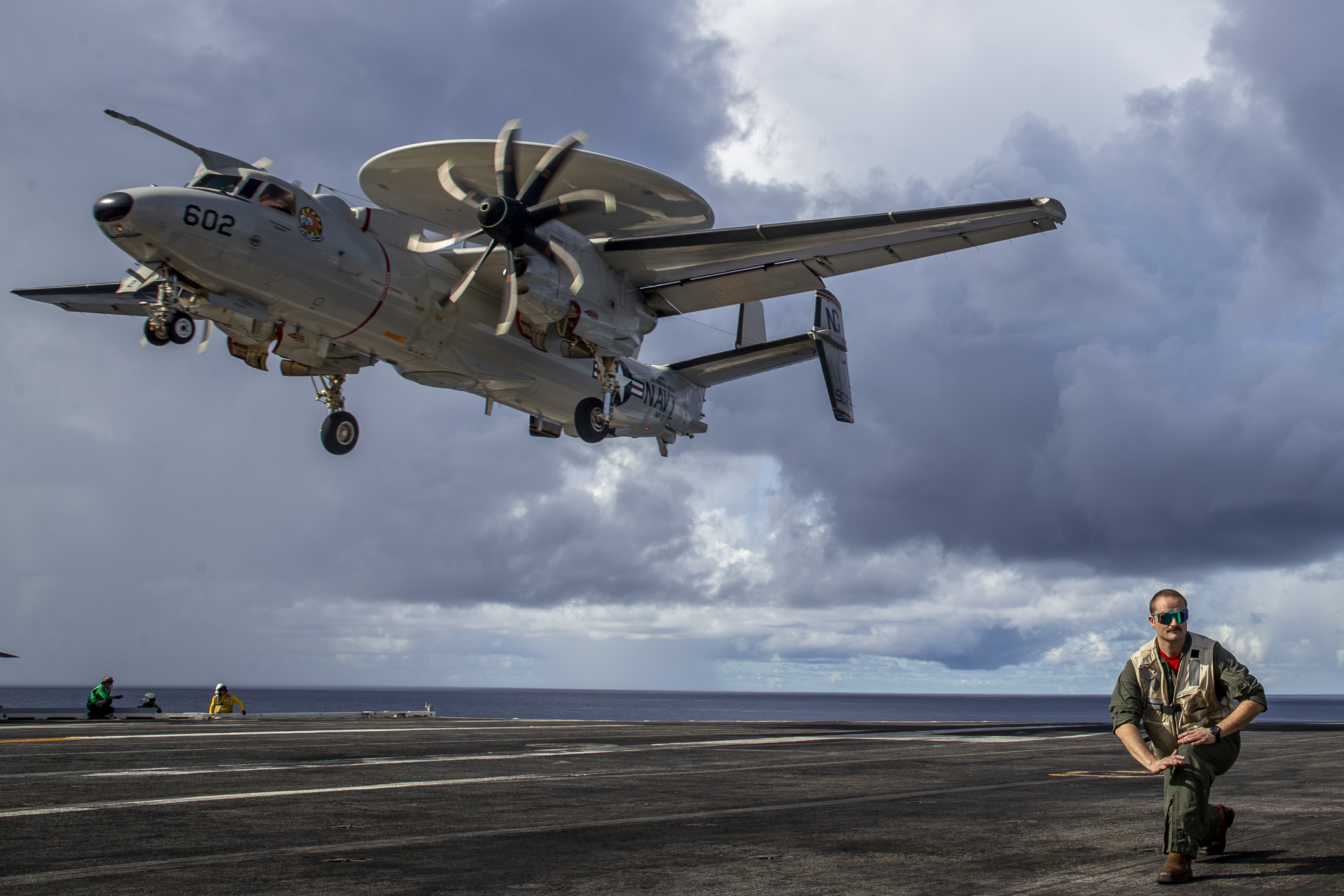 Airborne Command & Control Squadron (VAW) 117 Returns from Deployment ...