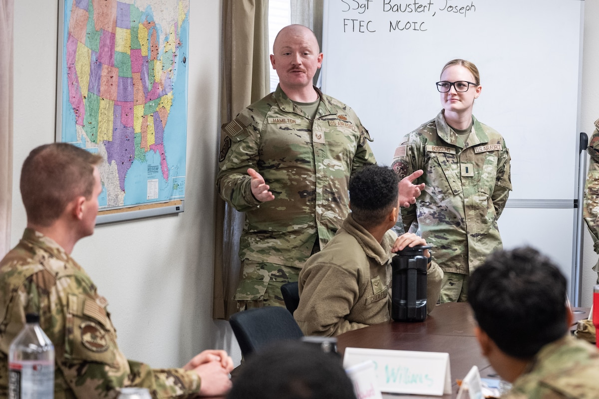 New Airmen get face-to-face advice during FTEC mentor session ...