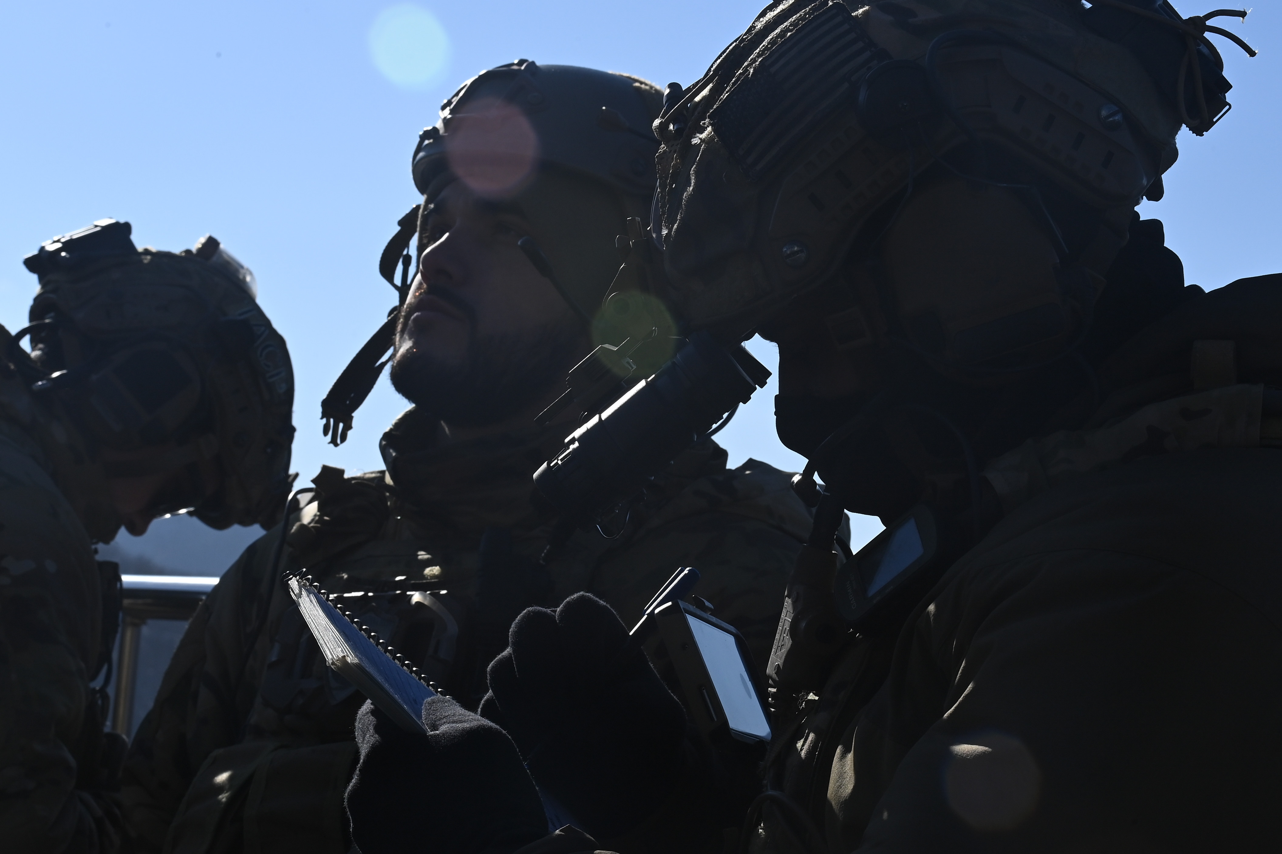 7AF F-16s join ROKAF F-15Ks for live close air support training ...