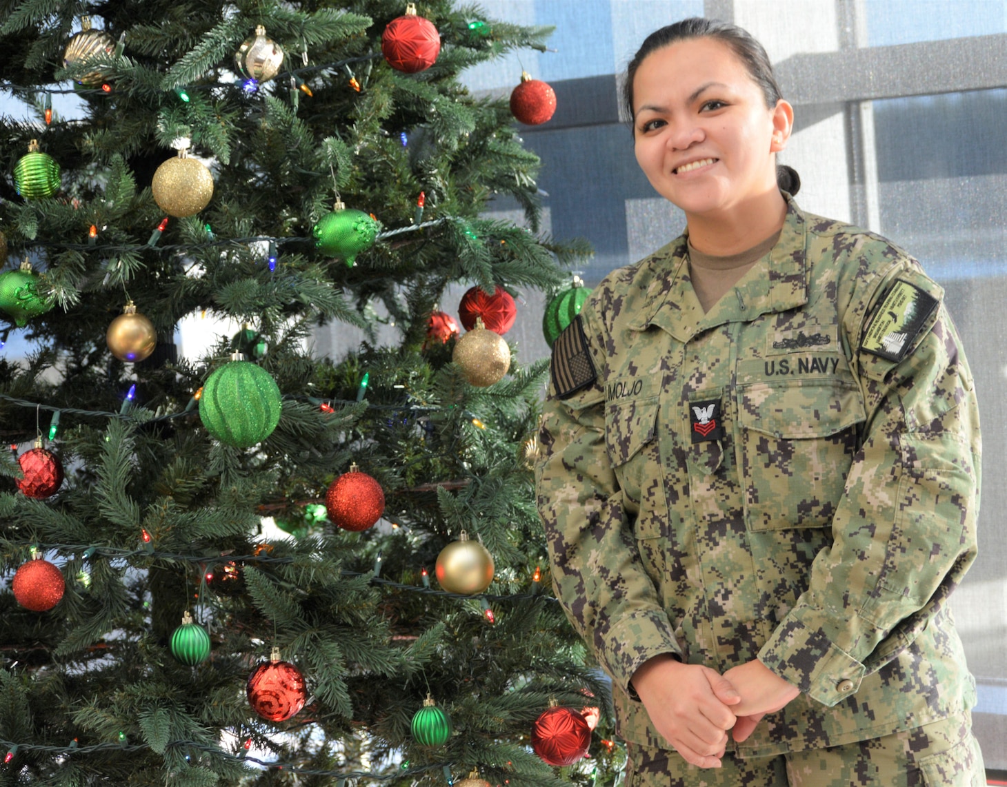 Reflections of Holidays Past with NHB Staff > Navy Medicine > News