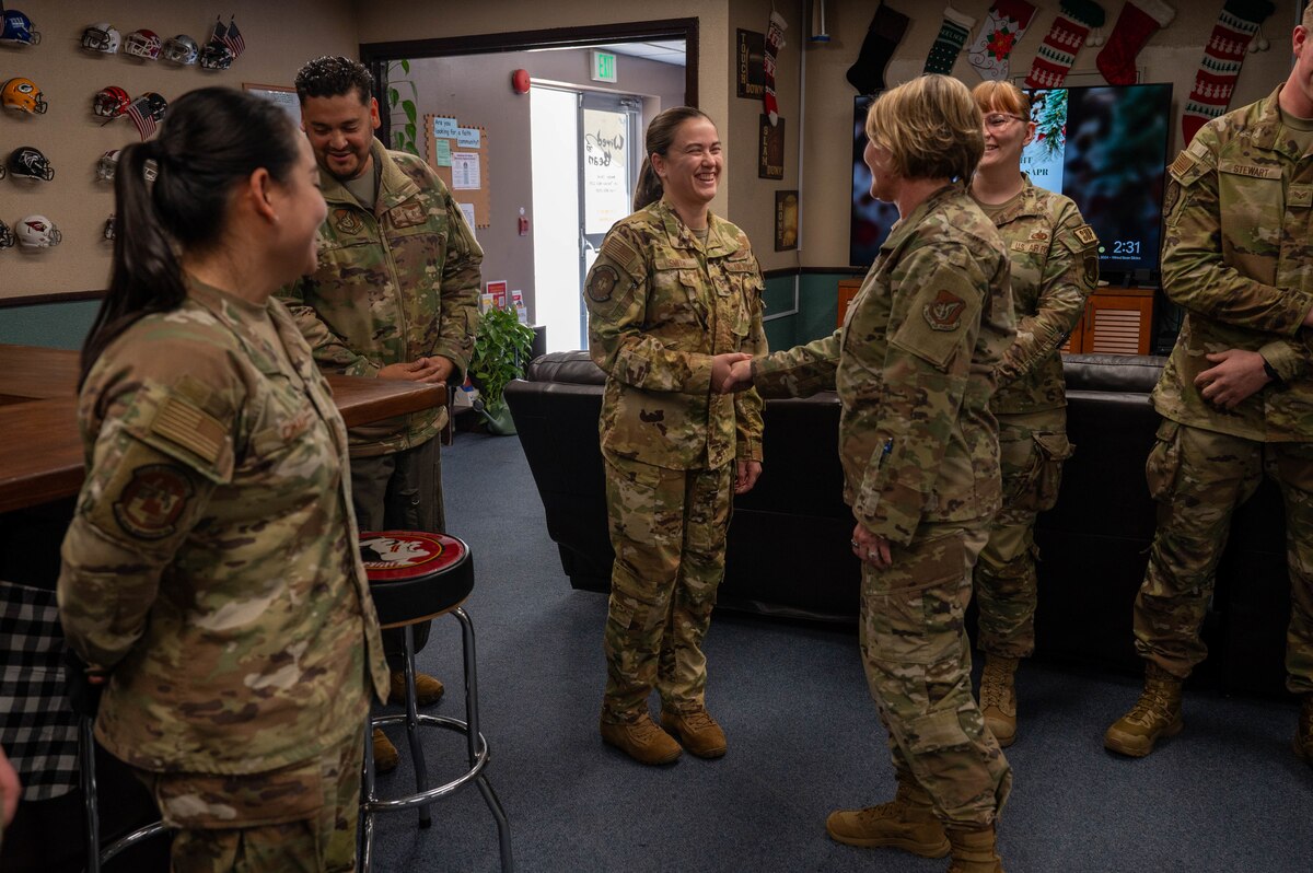 PACAF command chief visits Kadena > Kadena Air Base > Article Display