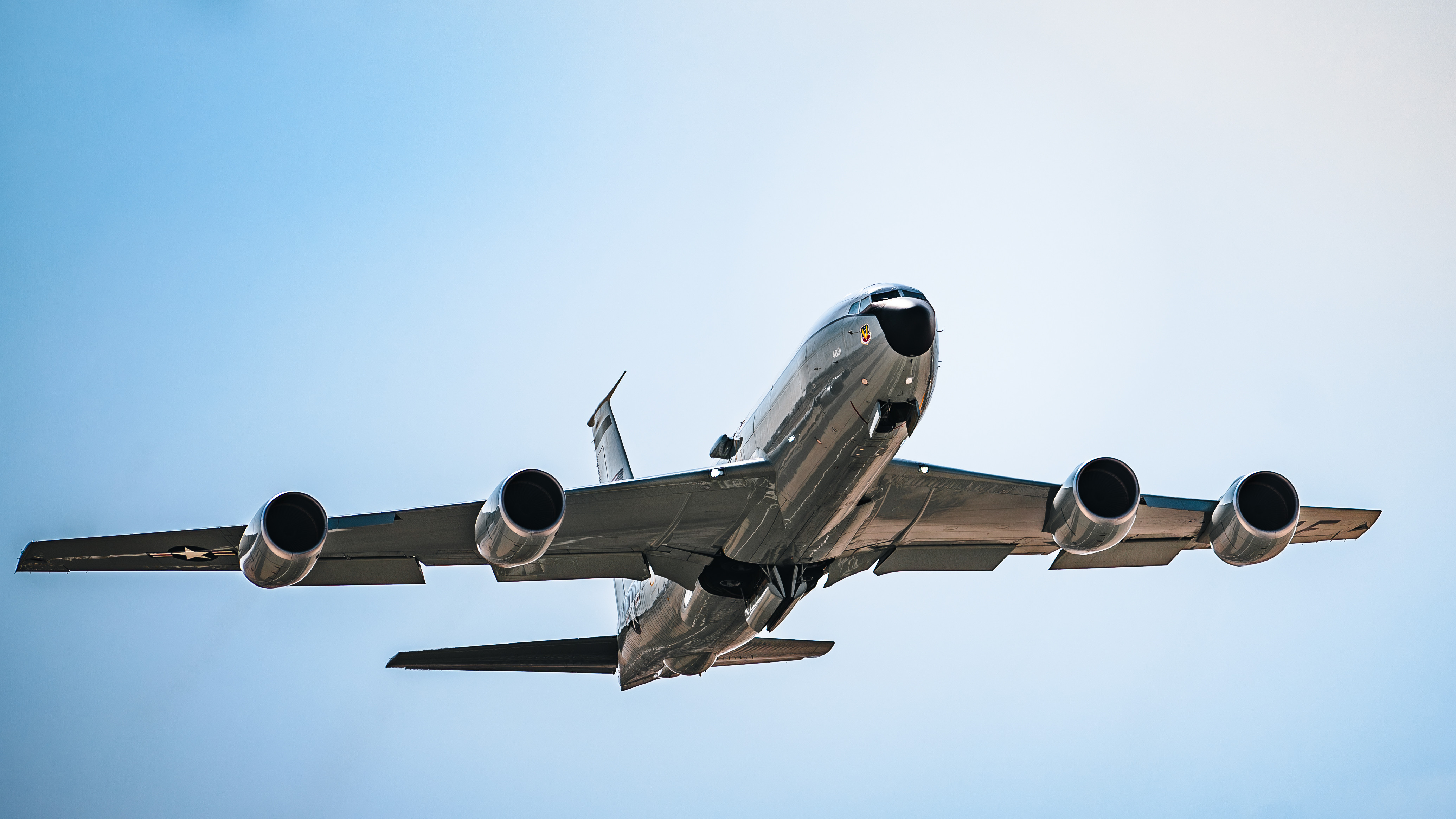 WC-135R conducts atmospheric testing in the CENTCOM AOR > U.S. Air ...