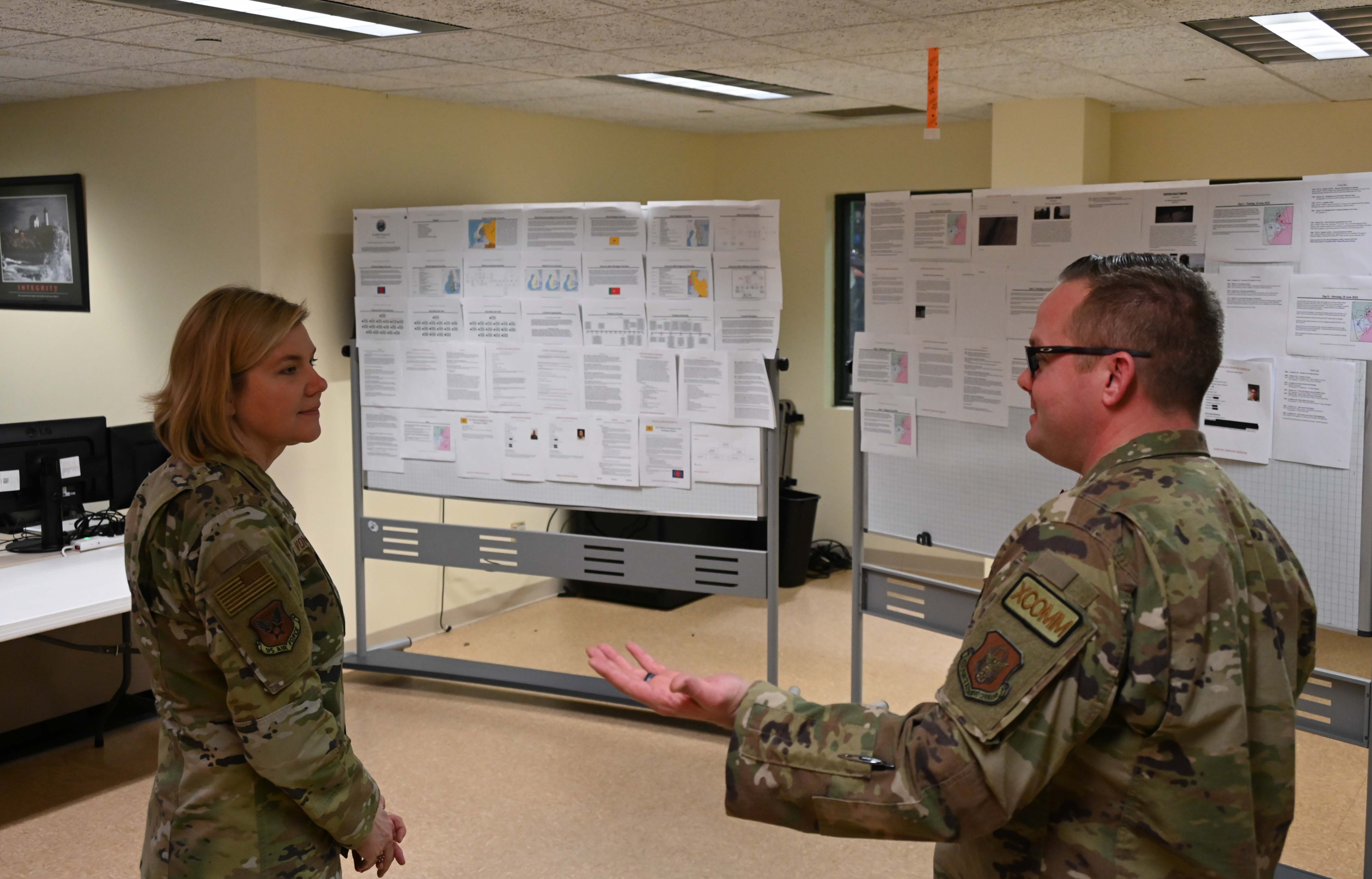 Deputy to the Chief of Air Force Reserve visits Tinker AFB Reservists ...
