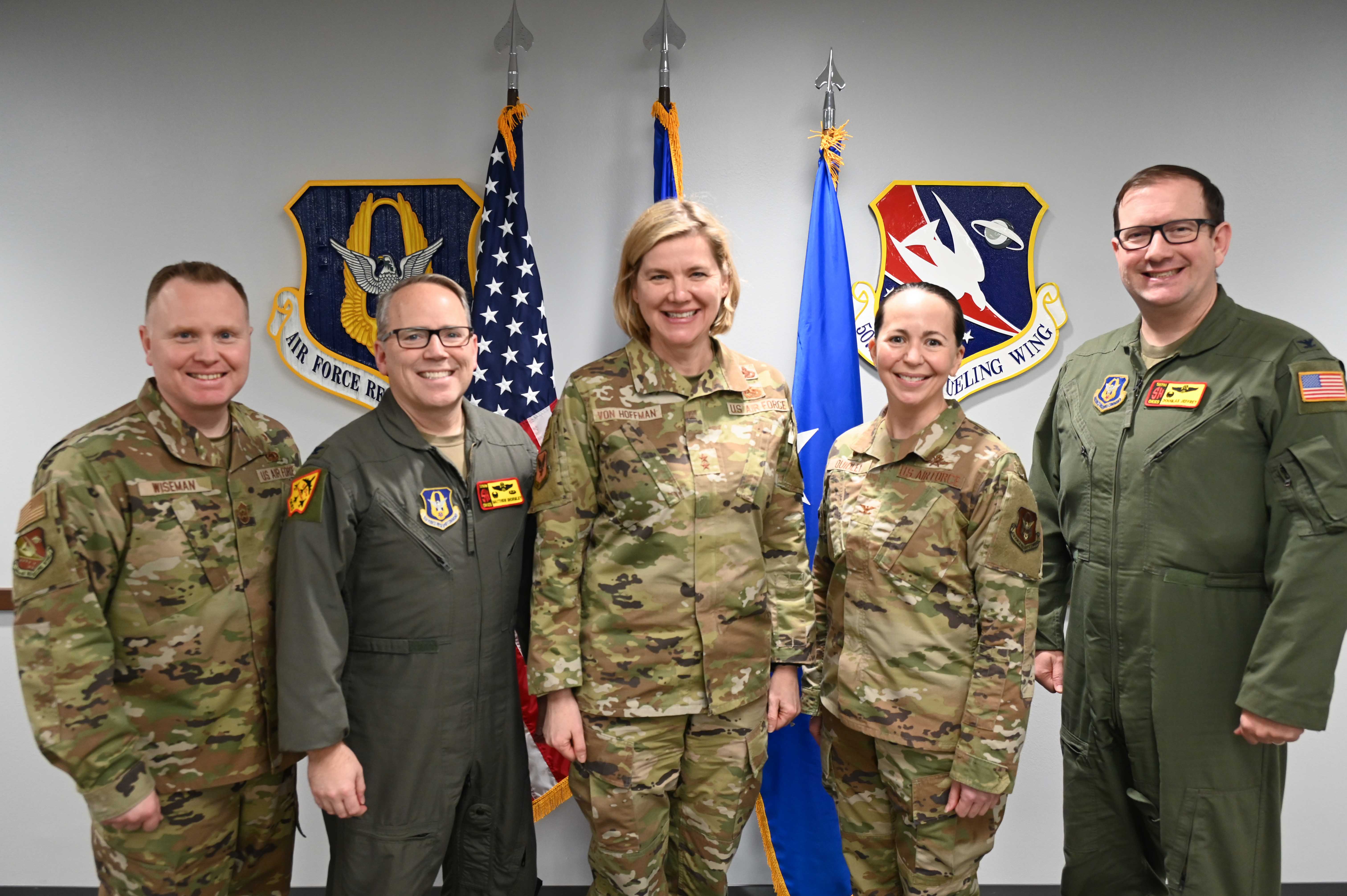 Deputy to the Chief of Air Force Reserve visits Tinker AFB Reservists ...