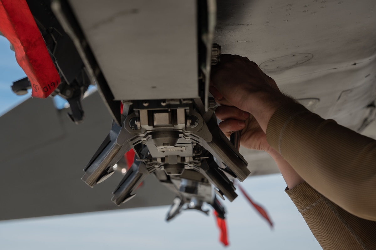 4th FW holds quarterly load crew and dedicated eagle keeper ...
