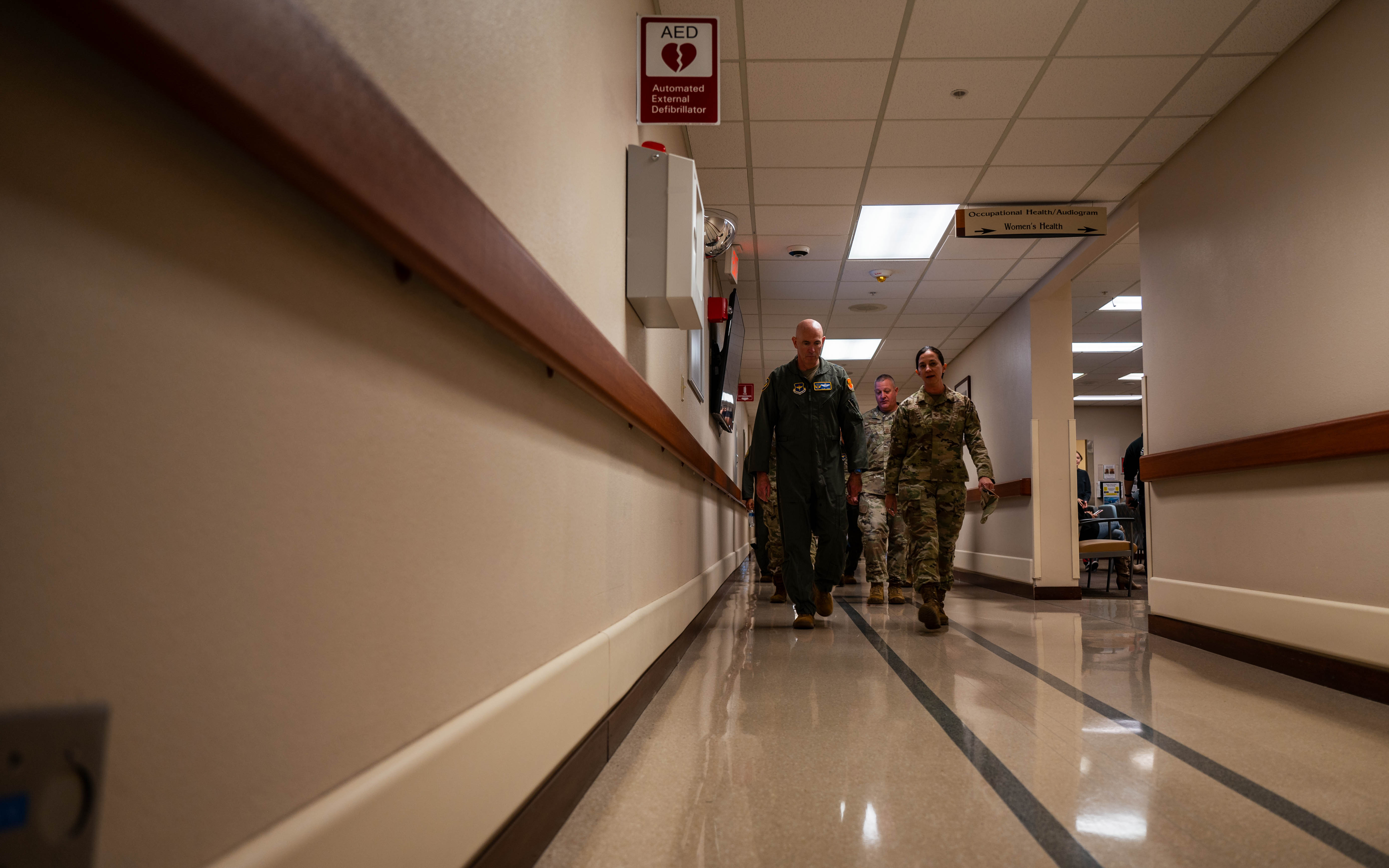 19th Air Force command team visits Luke AFB > Luke Air Force Base ...