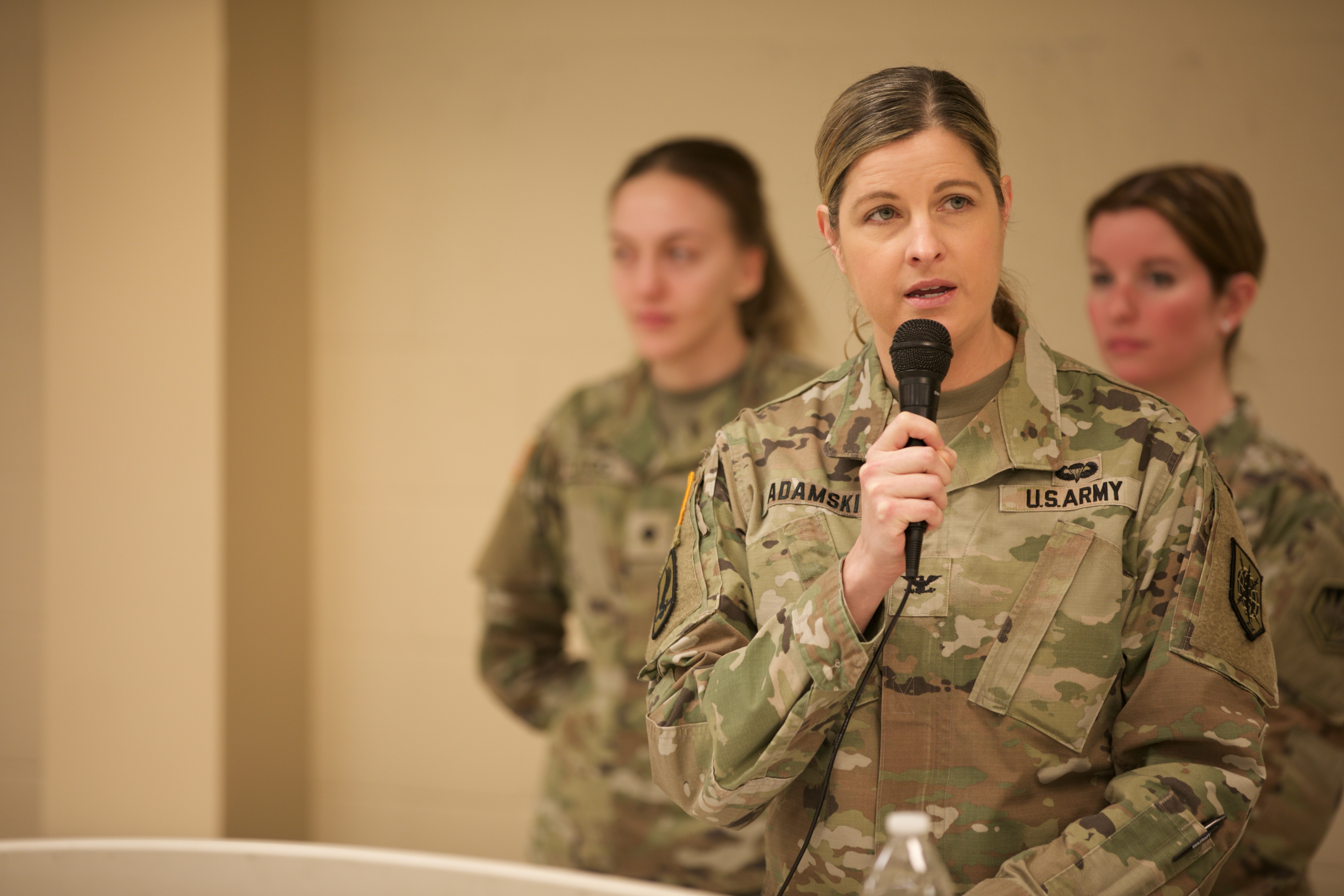 323rd Military Intelligence Battalion receives Army Award for ...