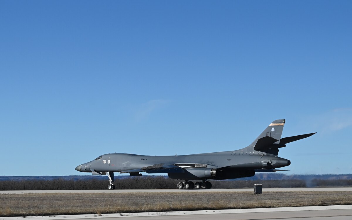 B-1Bs complete first-ever combat CONUS-to-CONUS mission > Dyess Air ...