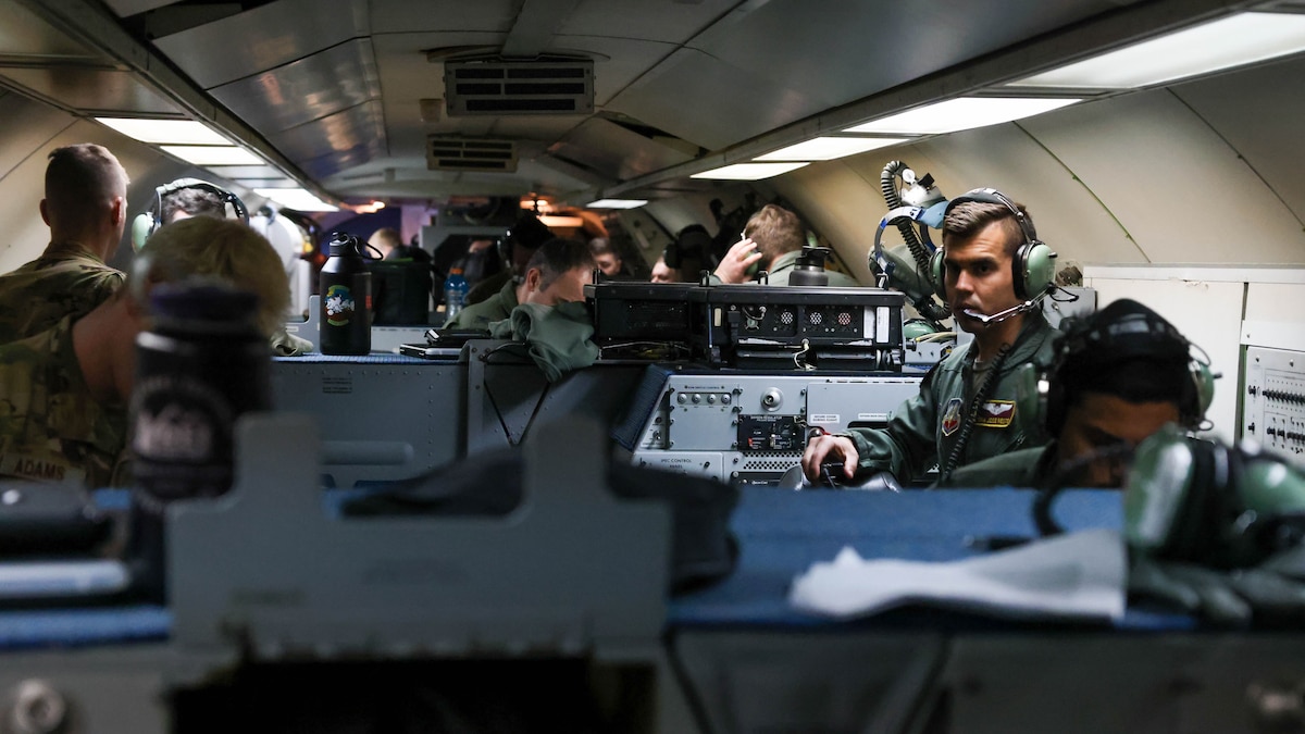 Air Force examines emerging tactics during Bamboo Eagle > 919th Special ...