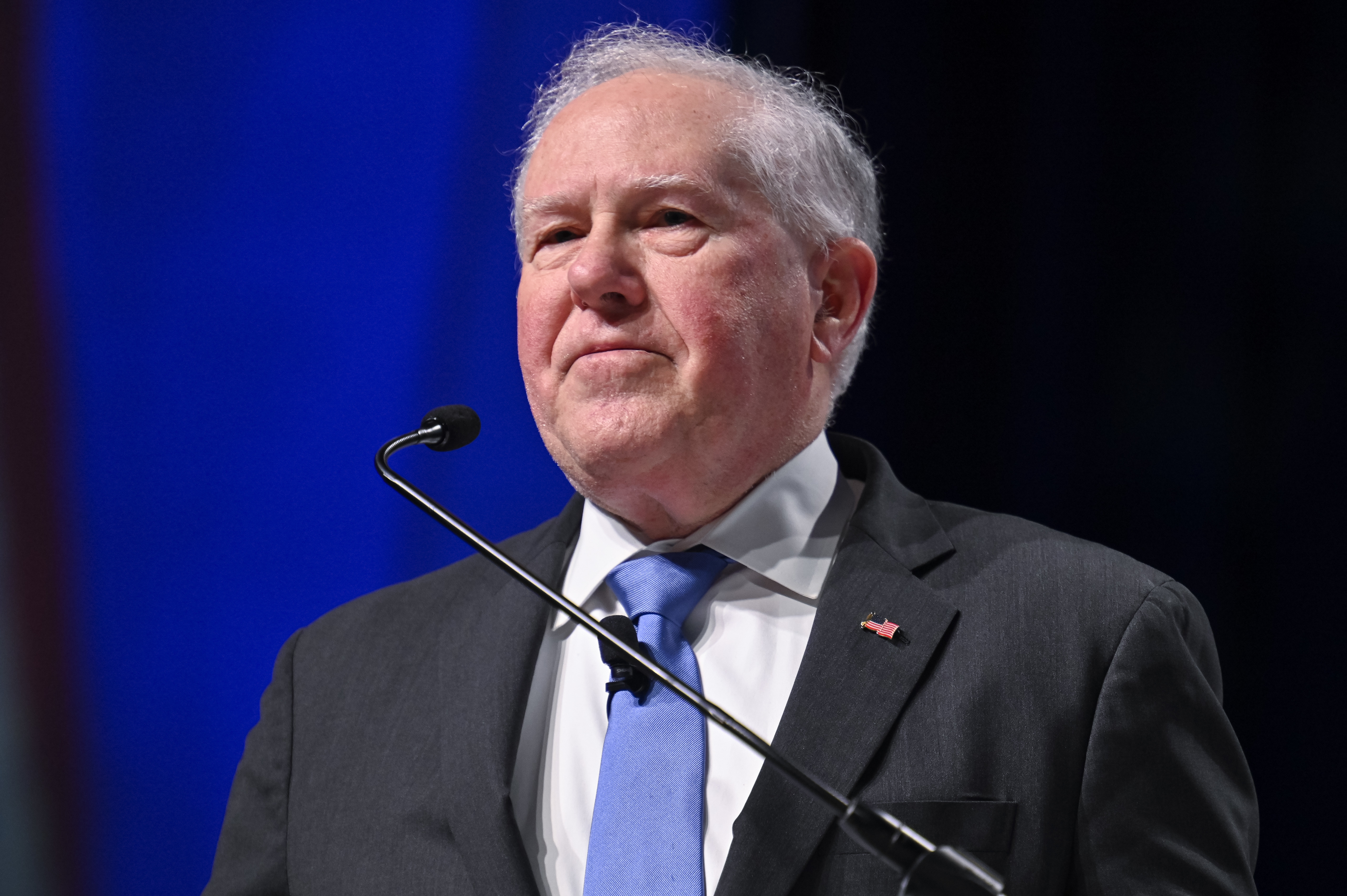 DAF leaders lock arms, present plan to reoptimize Air Force, Space ...