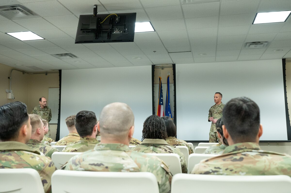 Photo Story: Lt. Gen. Kevin Kennedy visits 43rd IS, Cannon Air Force ...