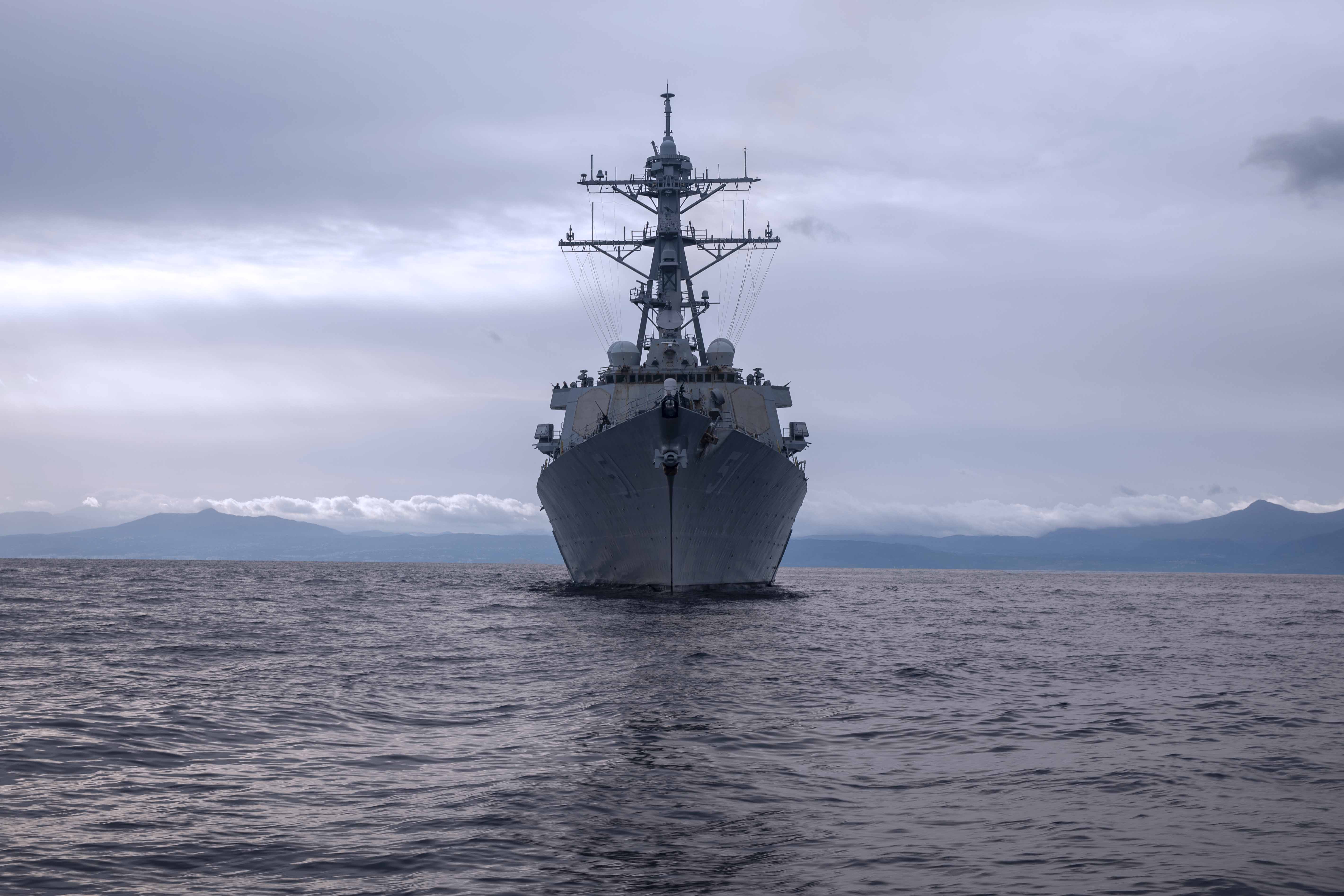 USS Arleigh Burke Arrives in Souda Bay, Crete > Commander, Naval ...