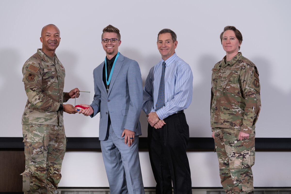 AEDC honors annual award winners > Arnold Air Force Base > Article Display