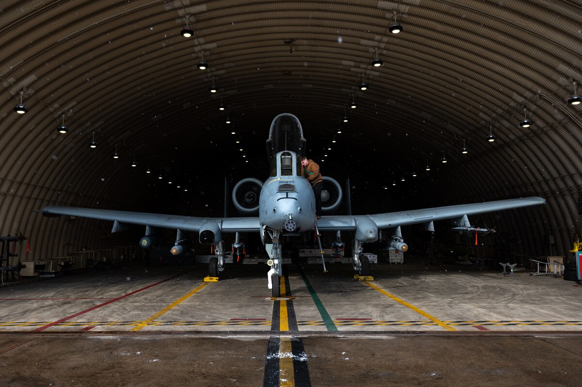 25th FGS APG keeps A-10s ready to “Fight Tonight” > Osan Air Base ...