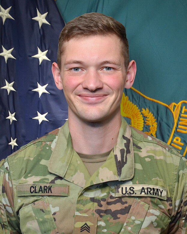 U.S. Army Marksmanship Unit International Rifle Team > U.S. ARMY ...