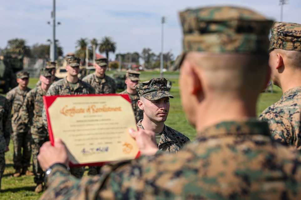 Sgt. Nate Bullock: four more for the Corps > I Marine Expeditionary ...