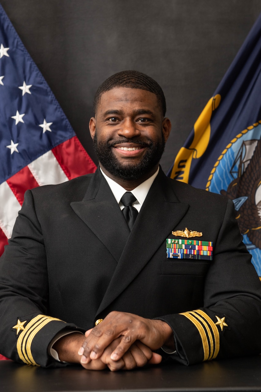 Lt. Cmdr. Shun White > Naval Education and Training Command ...