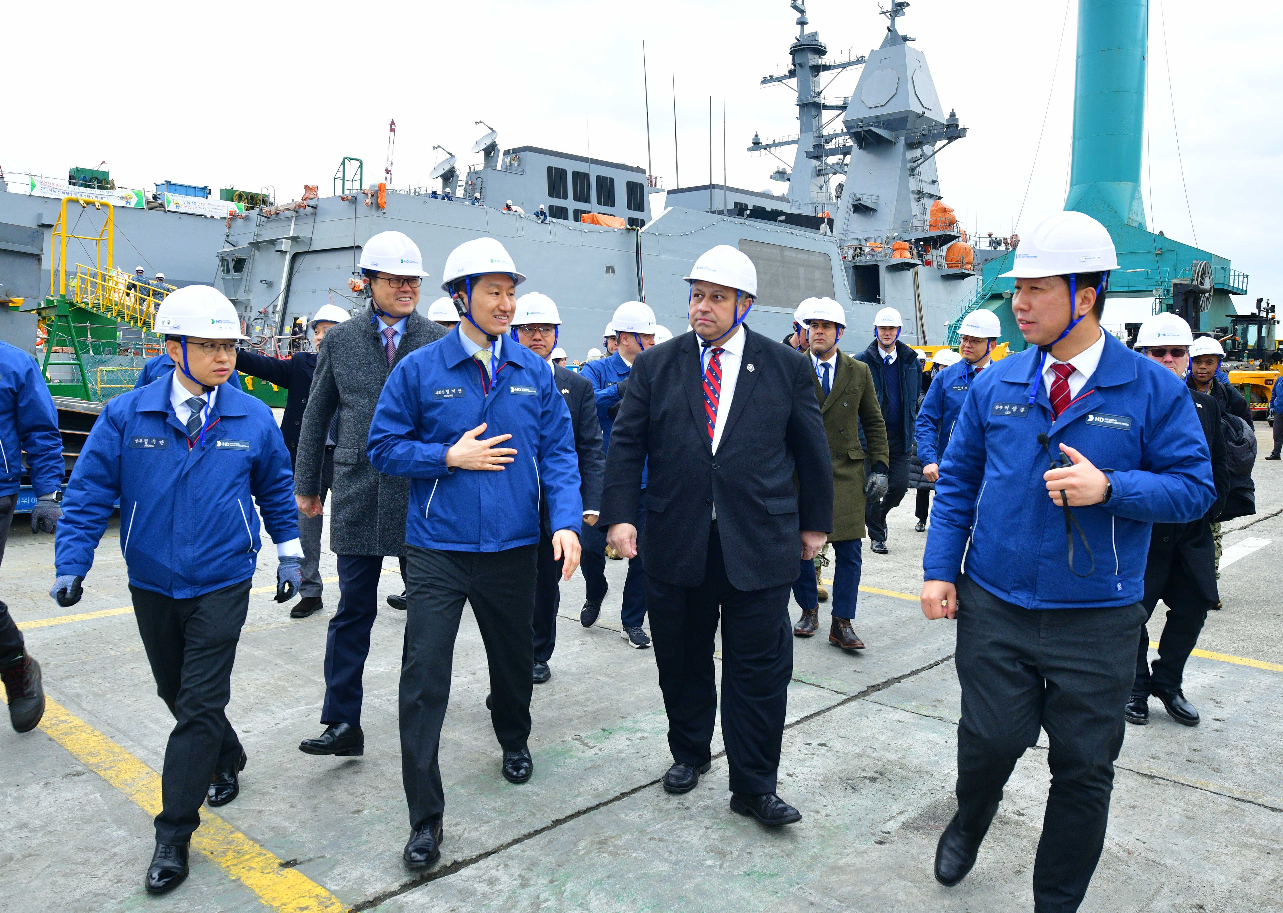 Secretary of the Navy Del Toro Meets with Leaders of HD Hyundai and ...