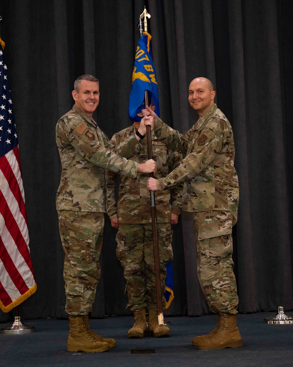 307th Bomb Wing brings in three new squadron commanders > 307th Bomb ...