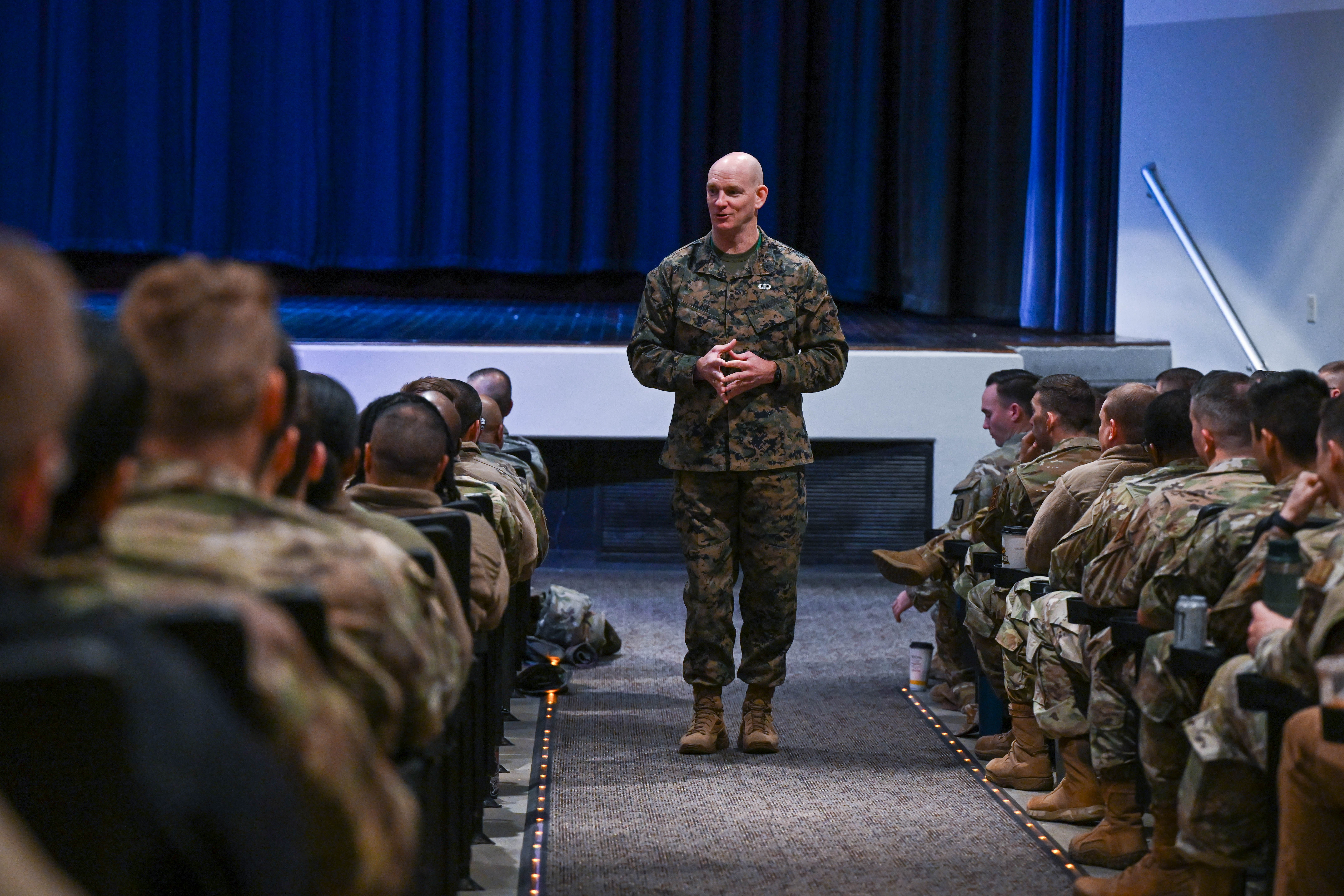 SEAC Troy Black addresses Team Scott > 932nd Airlift Wing > Article Display
