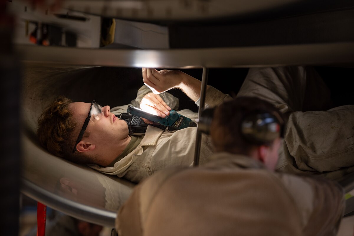 480th FGS Phase Section keeps F-16s in sky > Spangdahlem Air Base ...