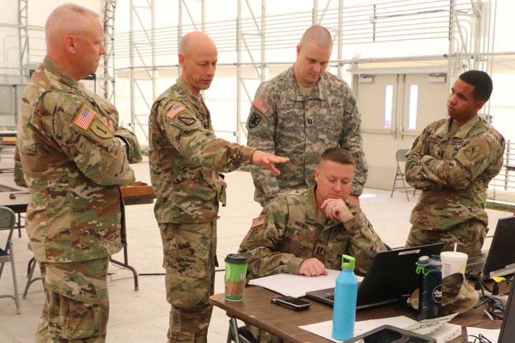 329th RSG Soldiers conduct staff planning exercise > Virginia National ...