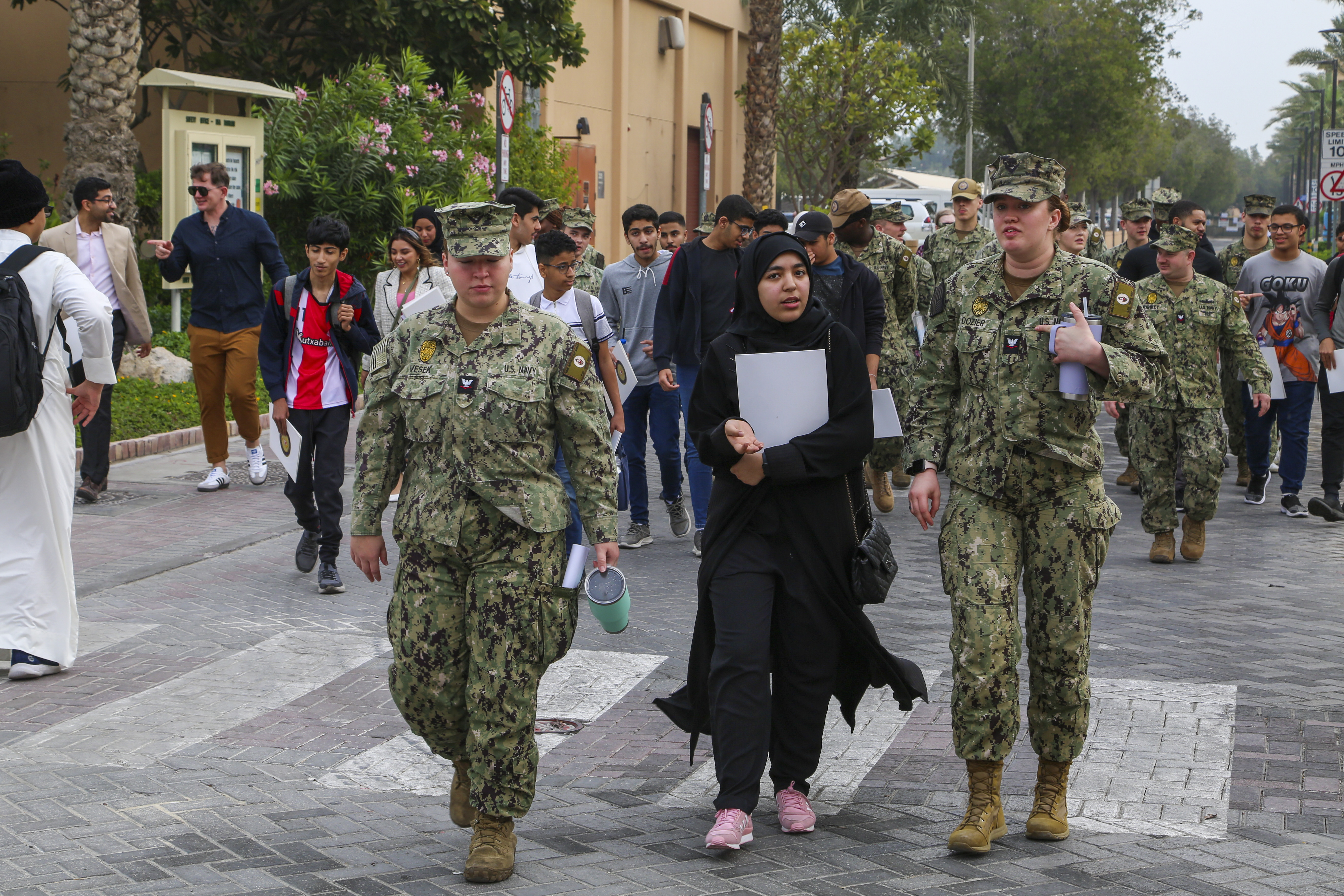 Bahraini students visit NSA Bahrain > Commander, Navy Region Europe ...