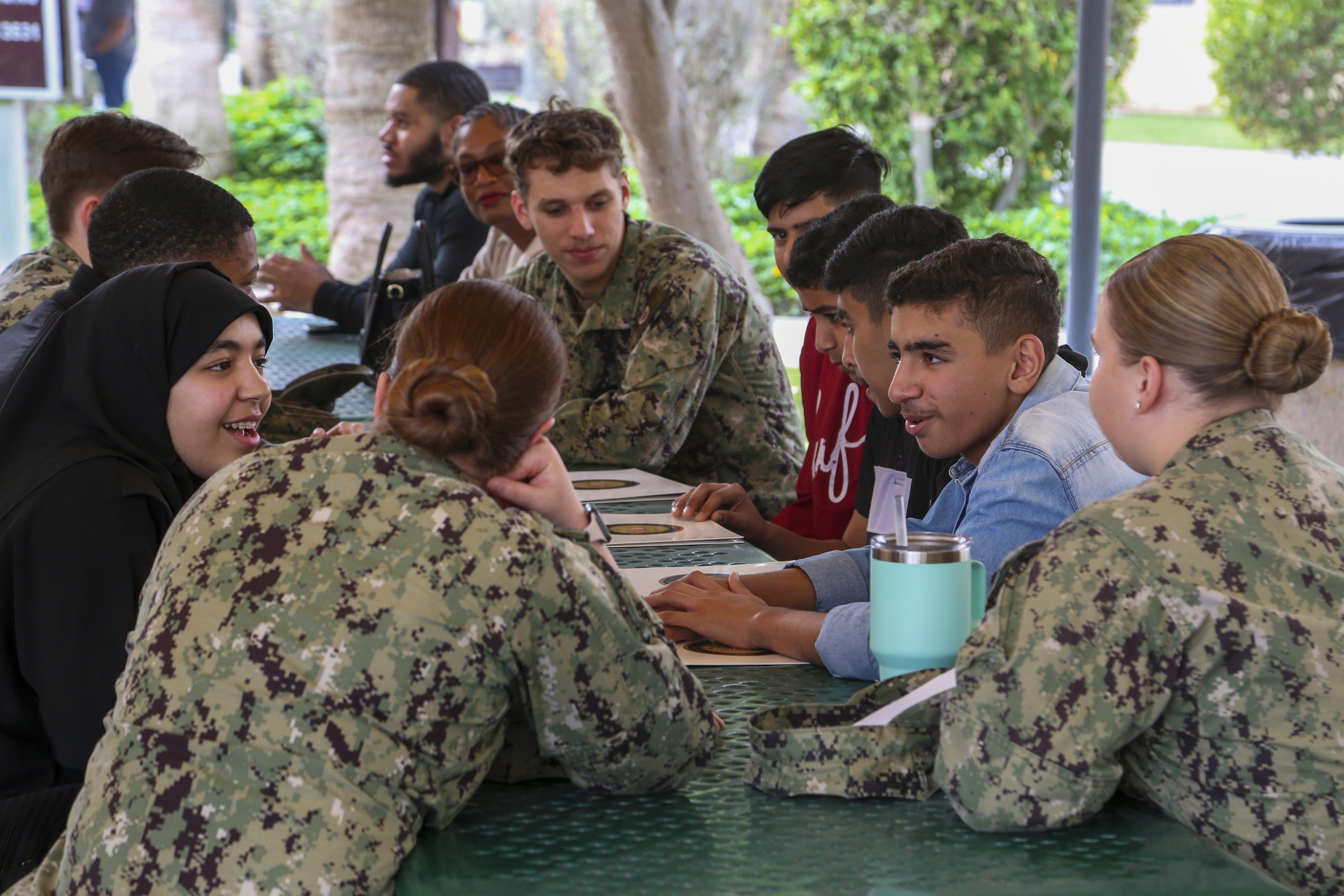 Bahraini students visit NSA Bahrain > Commander, Navy Region Europe ...